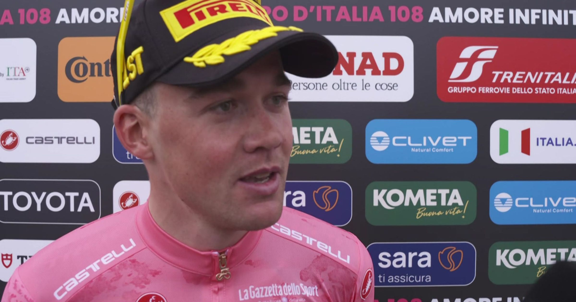 Mads Pedersen hails 'amazing' teammates after beating Wout Van Aert to ...