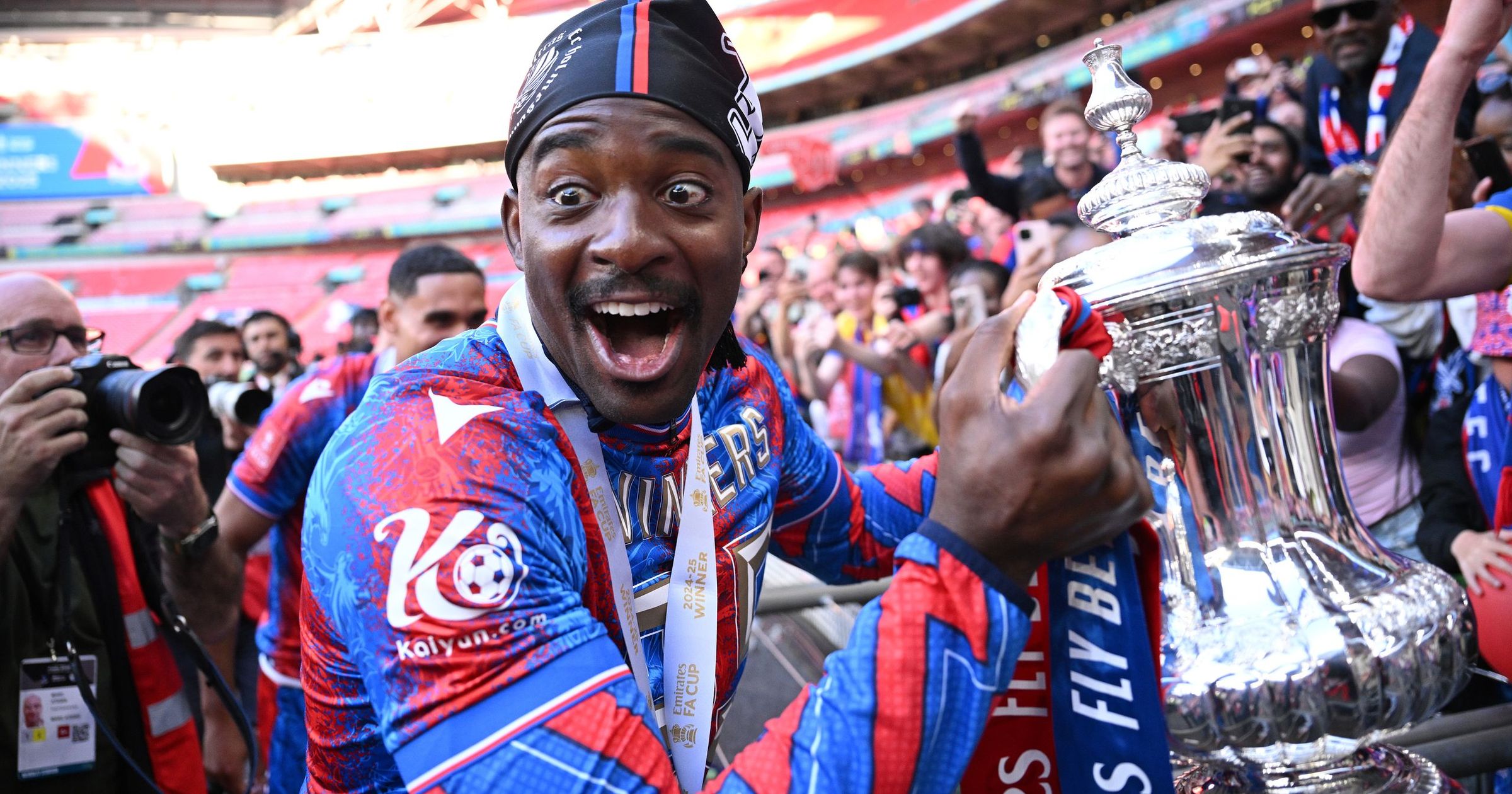 How much is the prize money for the men's and women's FA Cup? How much ...