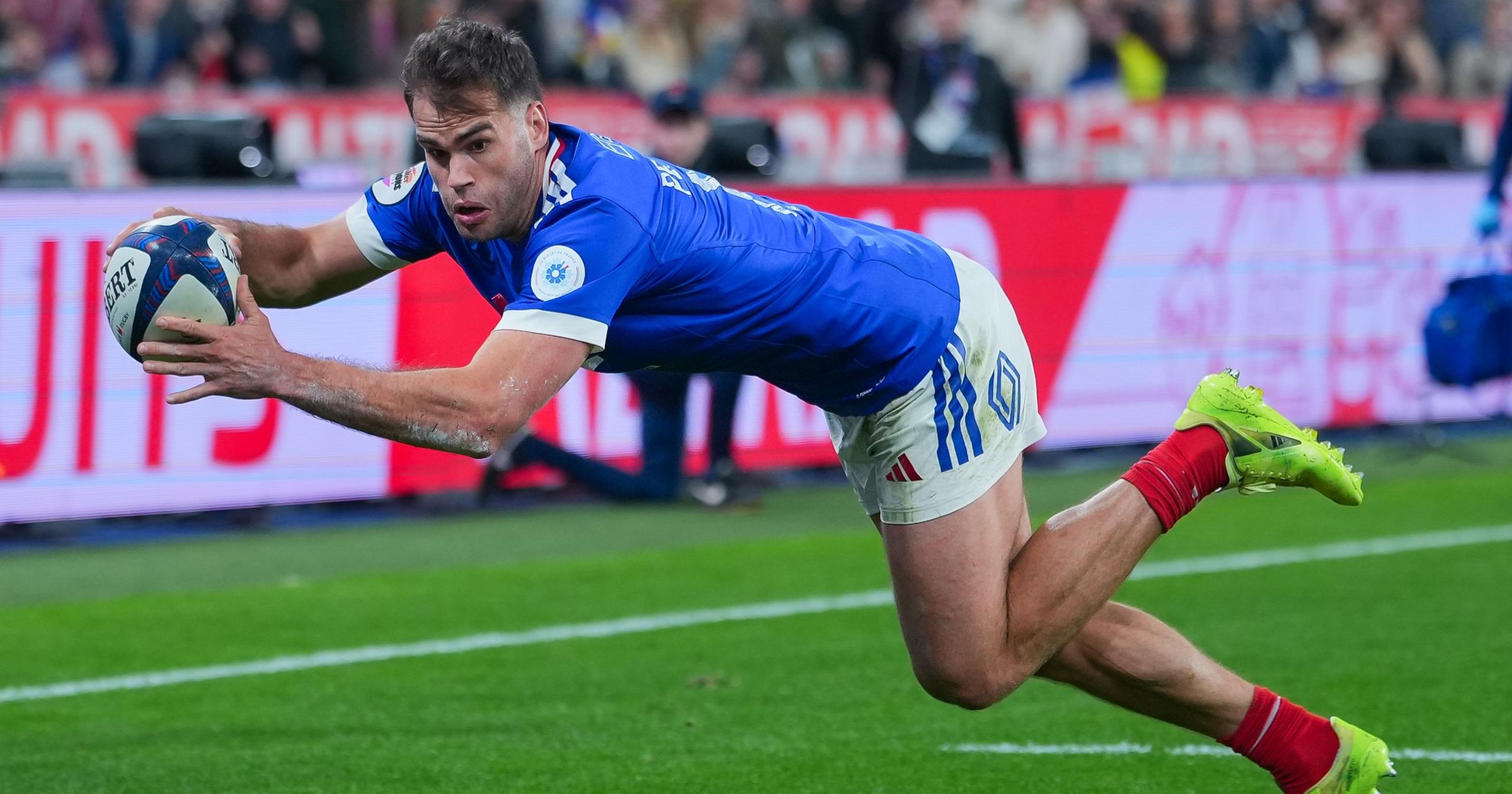 'Brave' France get their rewards as Damian Penaud crosses again against ...