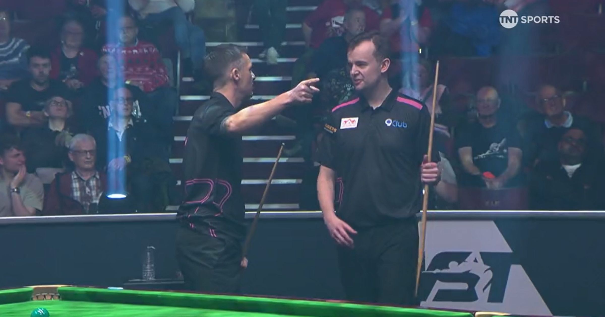 Snooker Shoot Out chaos: Jimmy White, Alan McManus react as Ashley ...