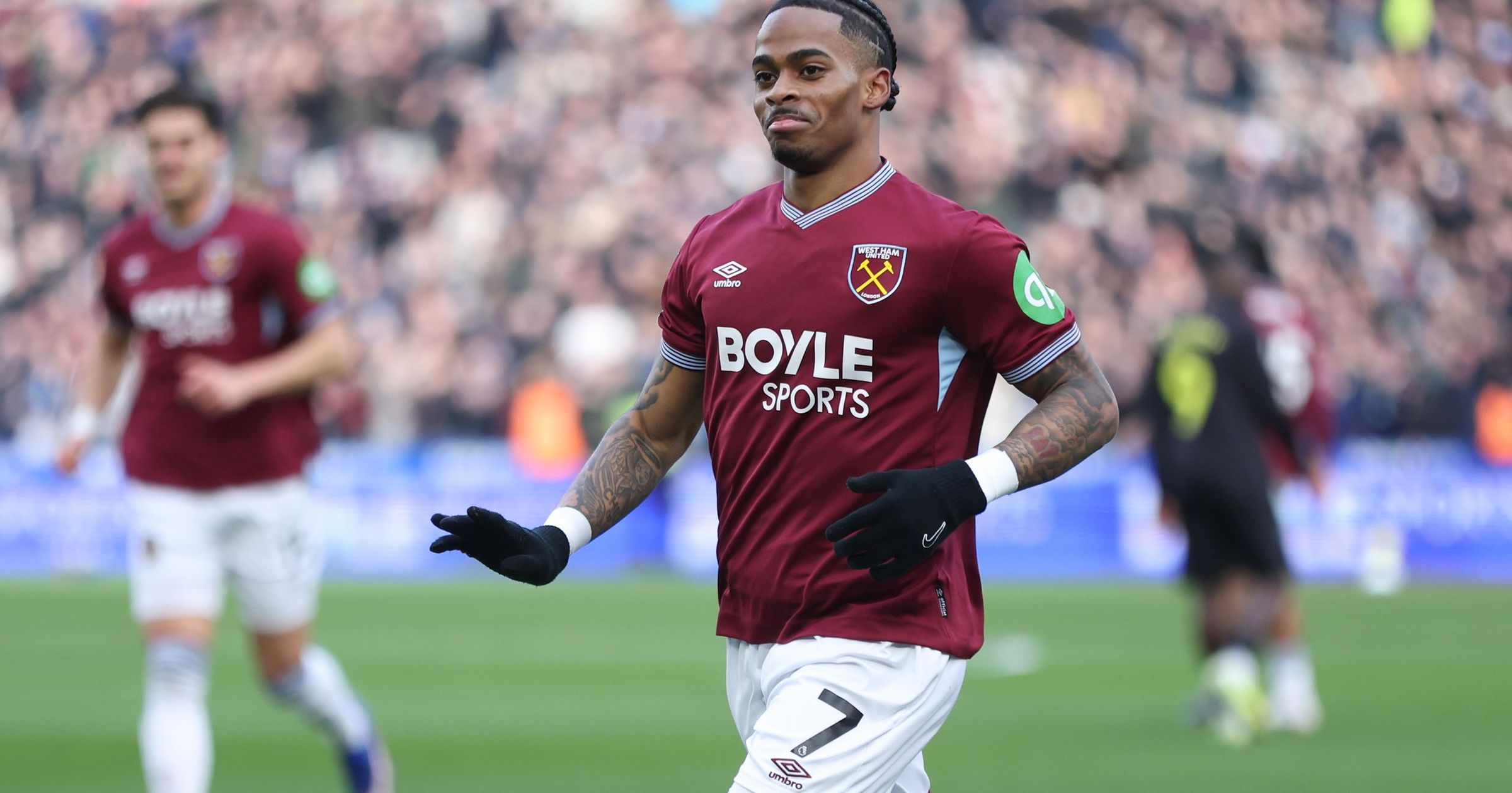 'The perfect start for West Ham United!' - Crysencio Summerville heads ...