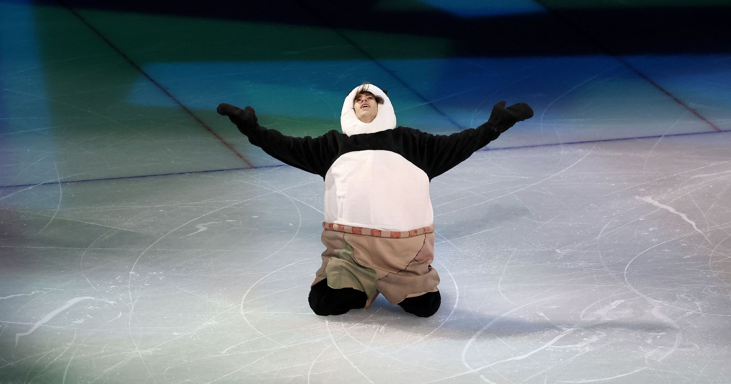 Mikhail Shaidorov delights figure skating gala with ingenious Kung Fu ...