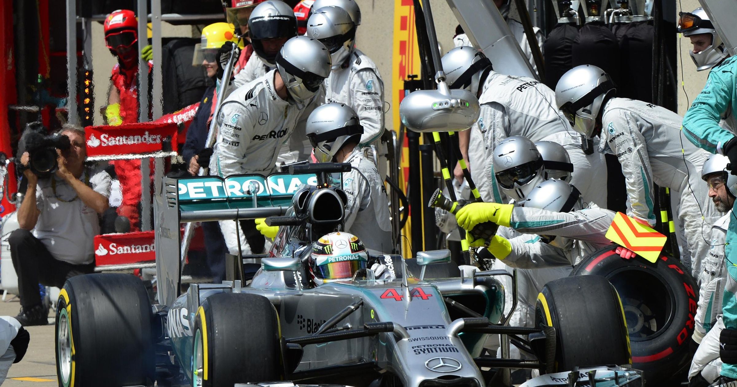 F1 refuelling return depends on cost, says Toto Wolff - TNT Sports