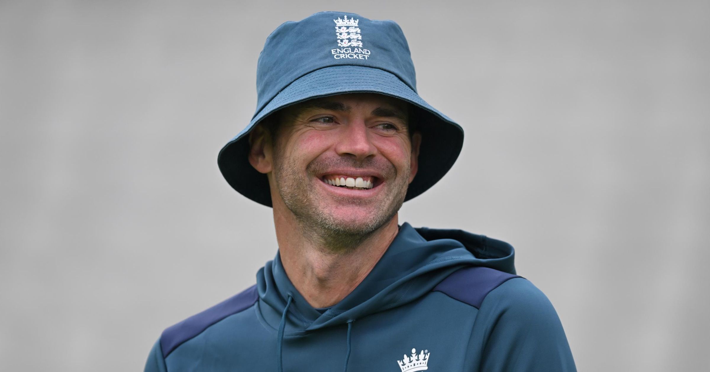 James Anderson replaces Ollie Robinson for England's fourth Ashes Test ...