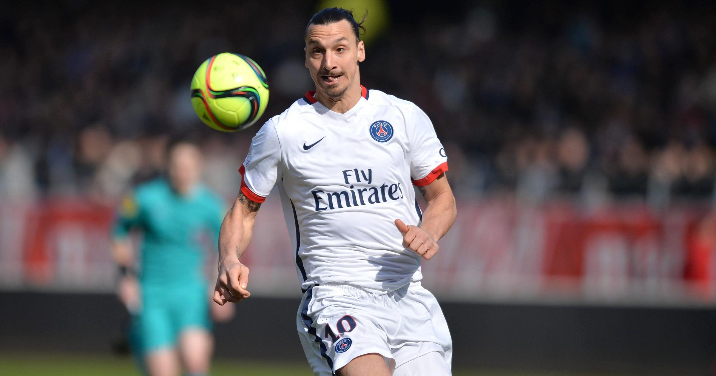 Paper Round: Zlatan has been offered to Arsenal - TNT Sports