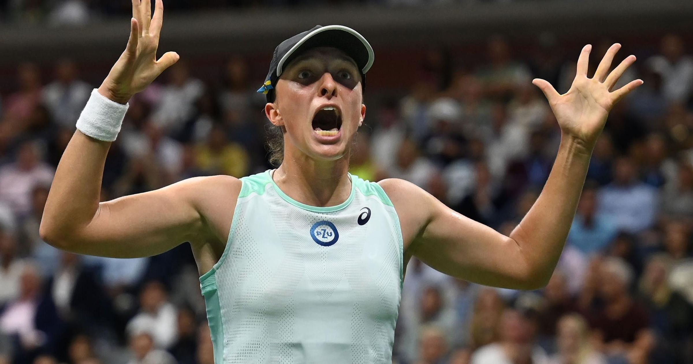 'A huge momentum change' - How racquet change sparked Iga Swiatek win ...