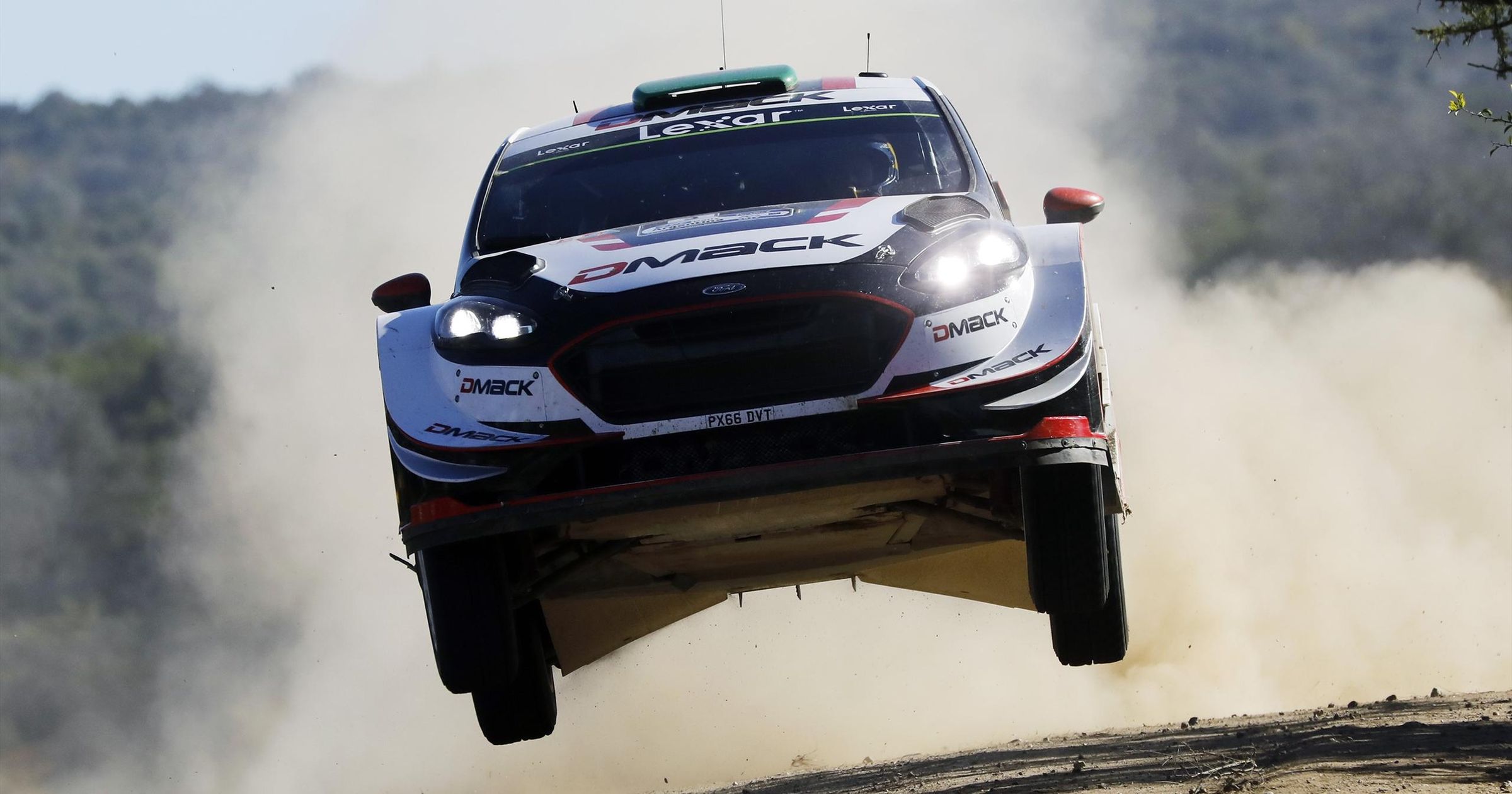 Evans rally lead cut to 11.5s by Neuville - TNT Sports
