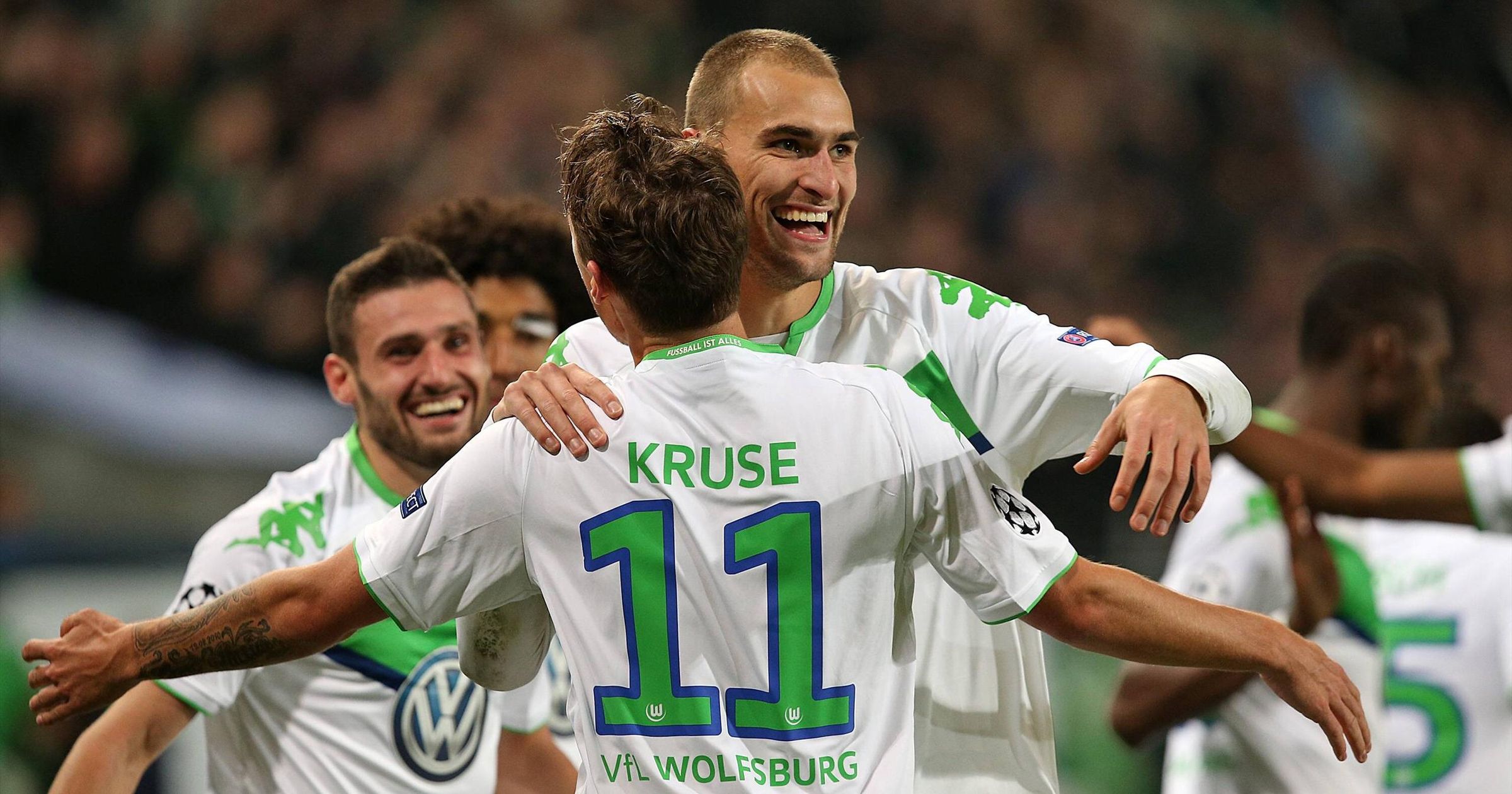 Bas Dost, Max Kruse on target as Wolfsburg beat PSV Eindhoven 2-0 - TNT ...