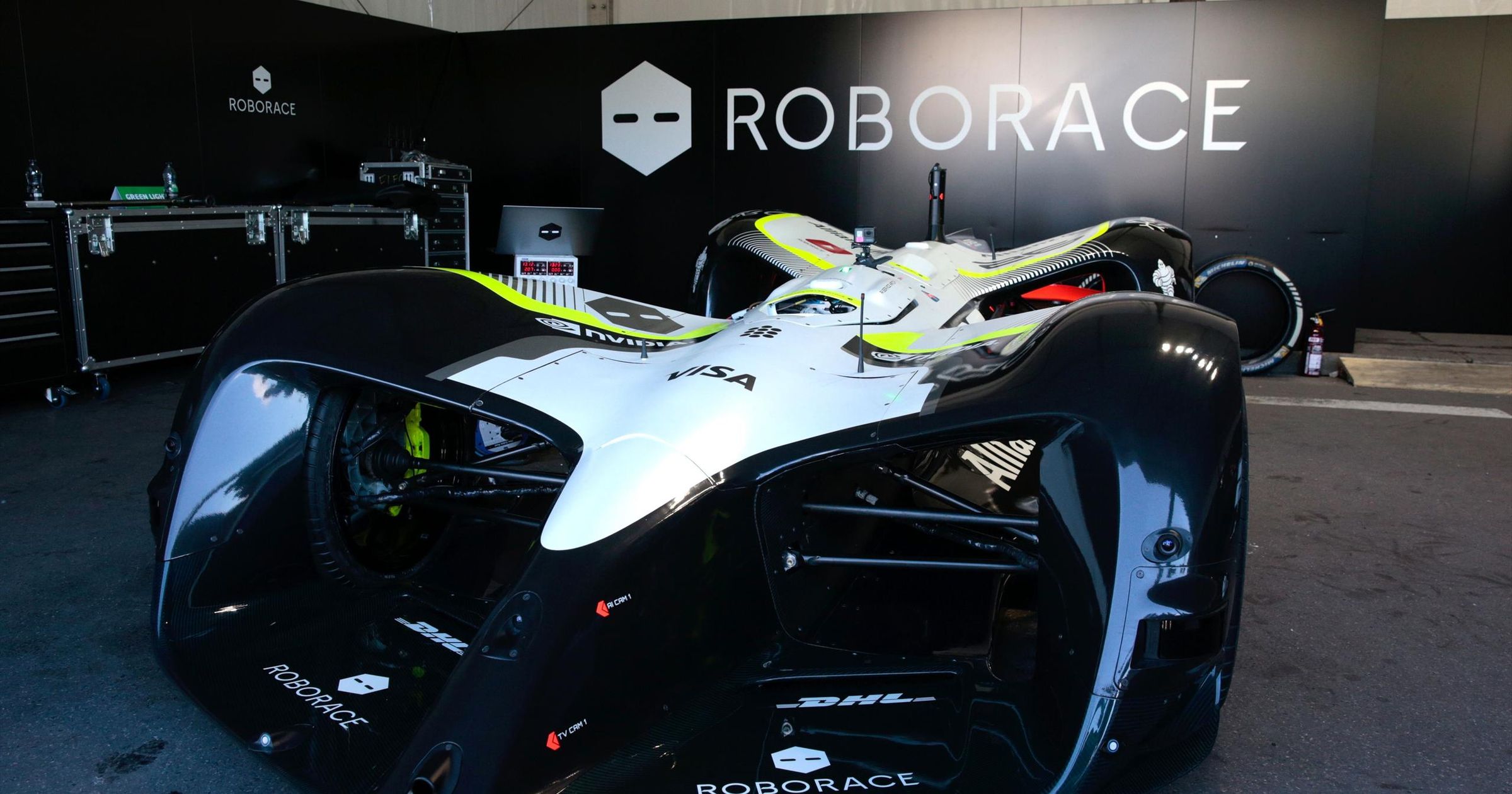 F1 news - Roborace keen to boost profile with F1 driverless car demo ...