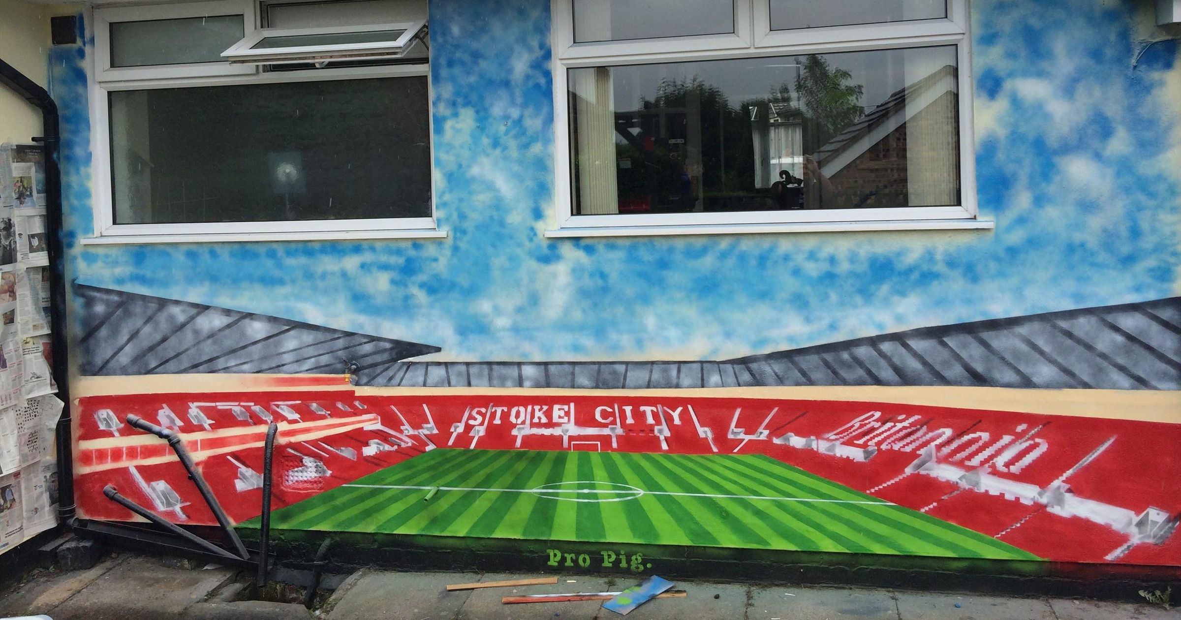Stoke fan stunned as graffiti artist paints Britannia Stadium on his ...