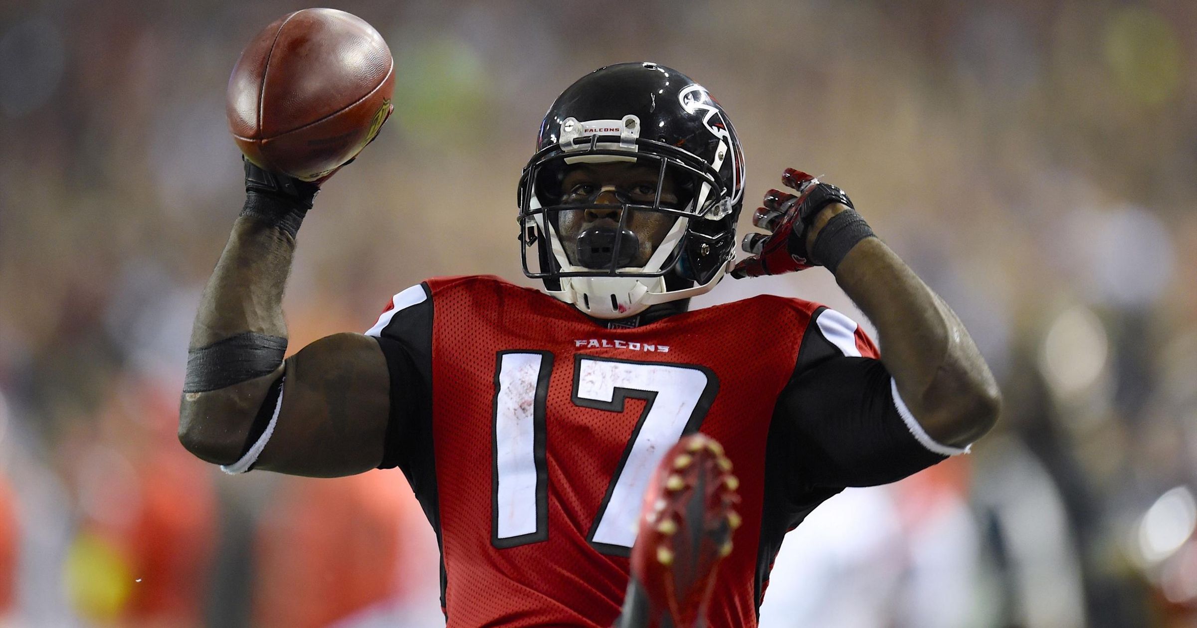 Falcons coach asks prospect 'whether he's gay' - NFL Round Up - TNT Sports