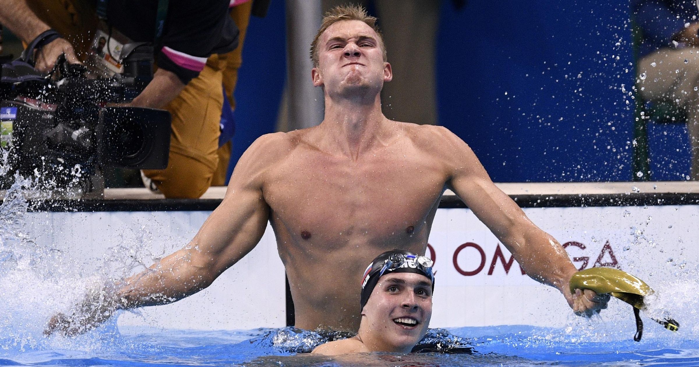 Kazakhstan's Dmitry Balandin wins men's 200m breaststroke - TNT Sports