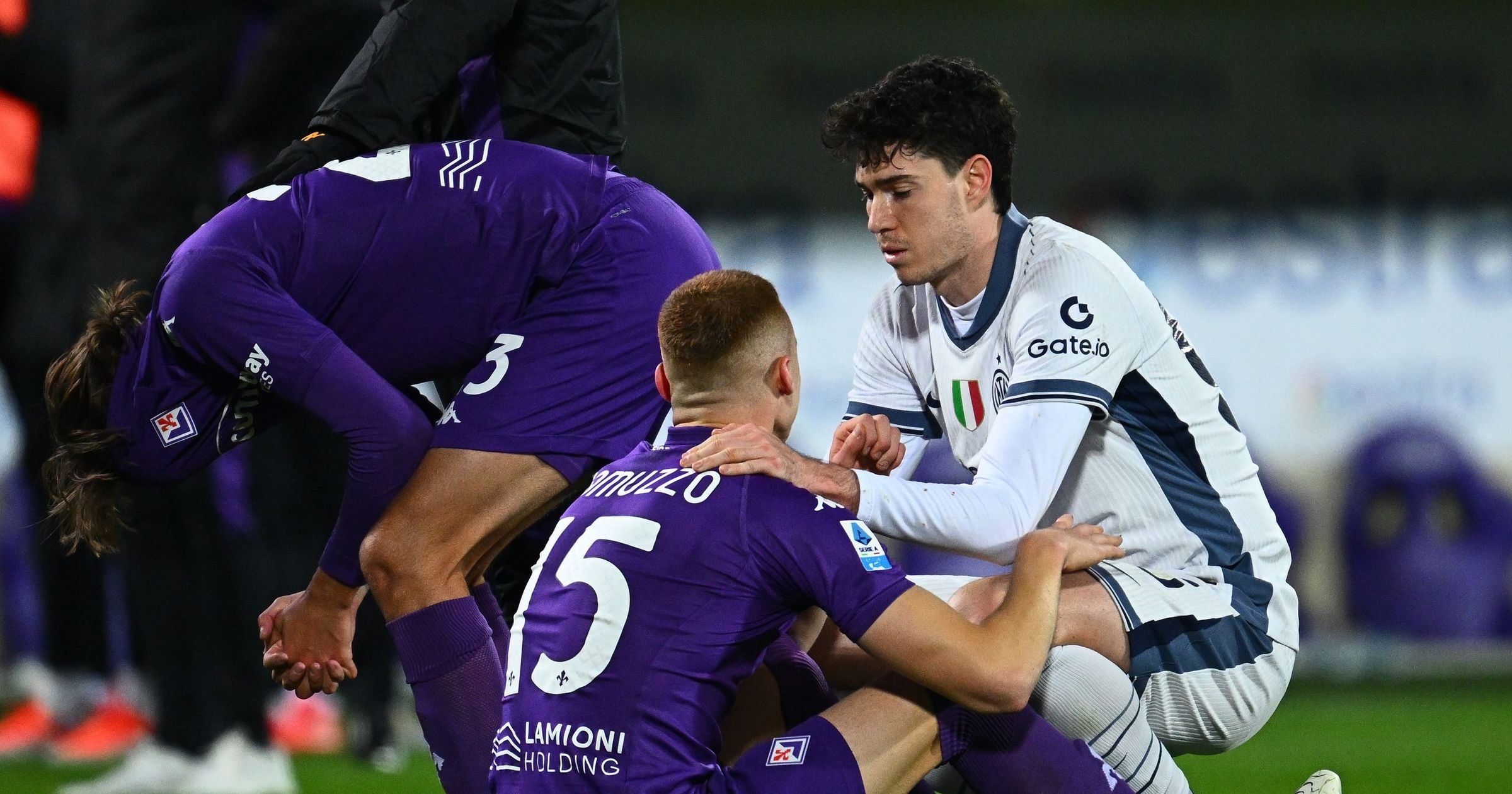 Inter Milan v Fiorentina abandoned as Edoardo Bove collapses after 16 ...