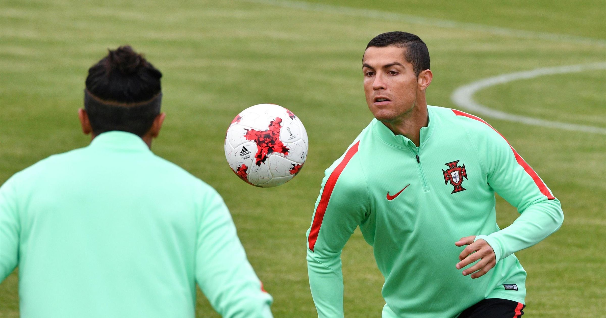 The Warm-Up: It’s Sanchez v Ronaldo; Gylfi pleasures don’t come cheap ...