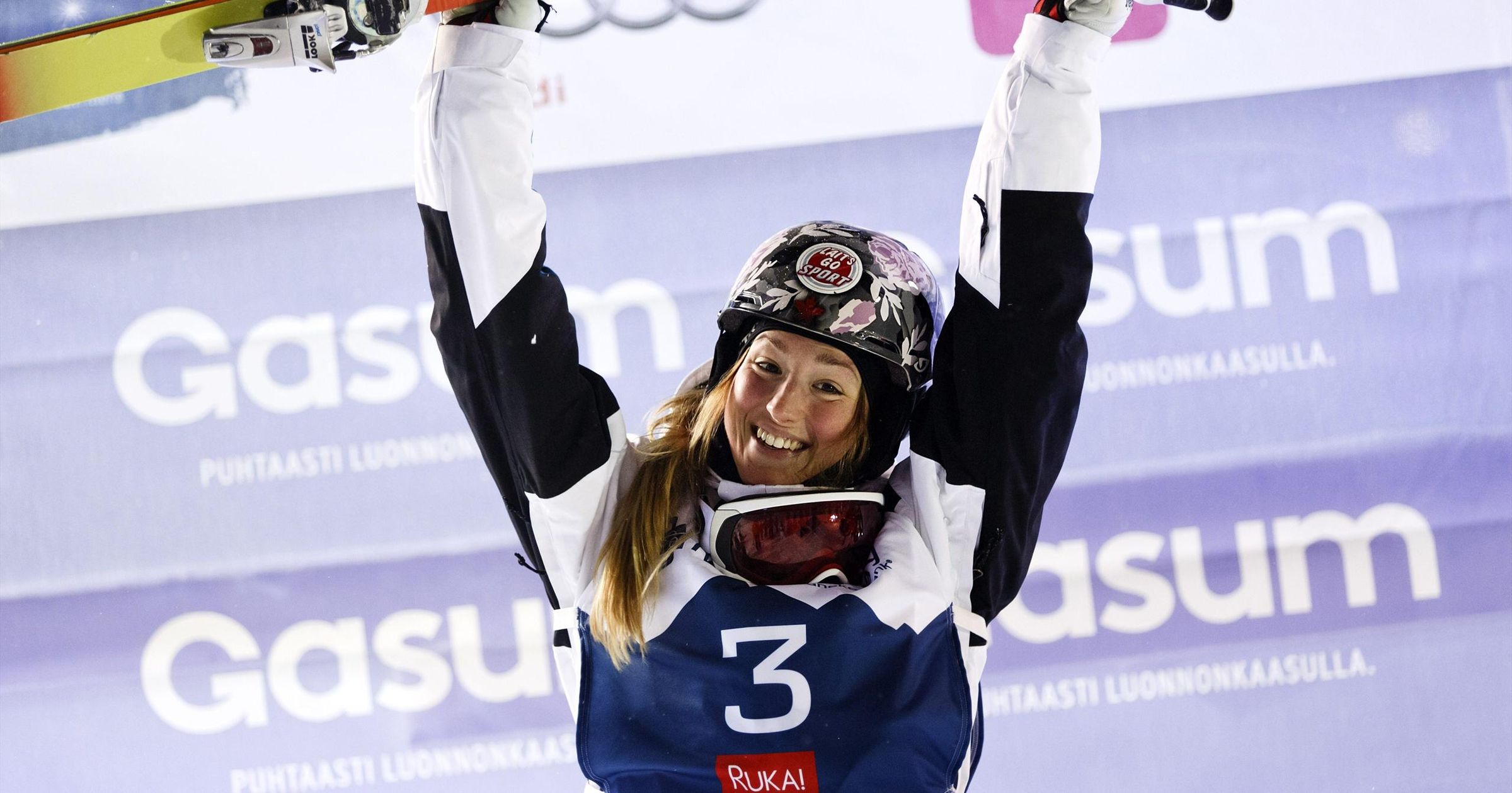Chloe Dufour-Lapointe closes gap on sister Justine atop mogul World Cup ...
