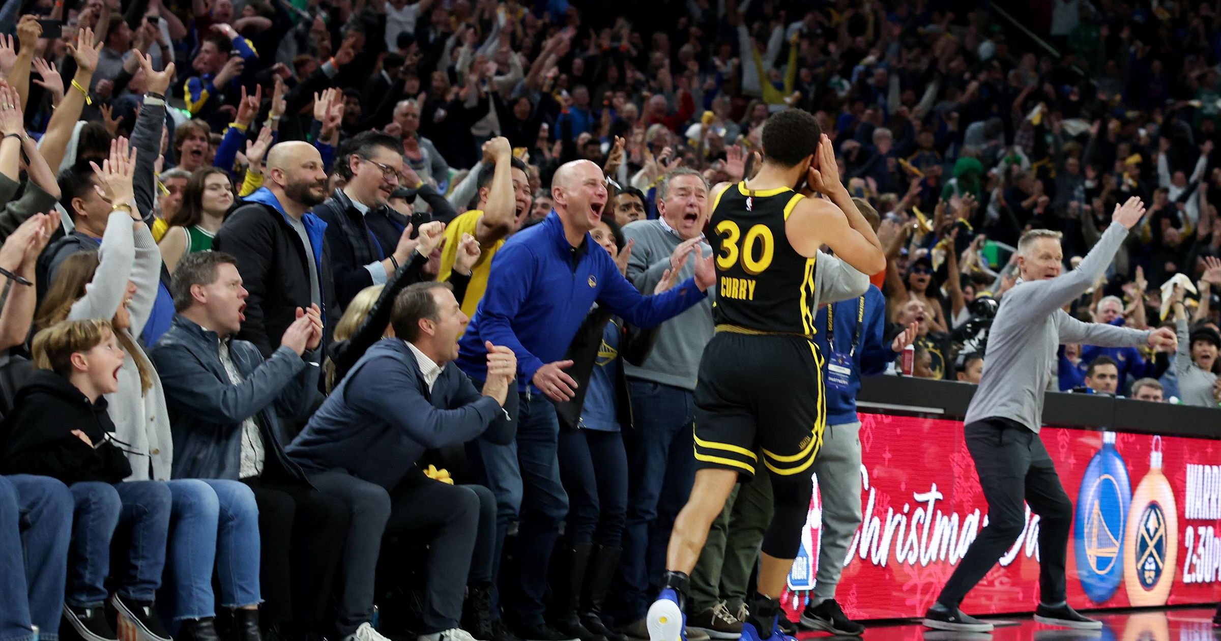 Steph Curry hits 'night night' celebration after clutch 3 in Golden ...