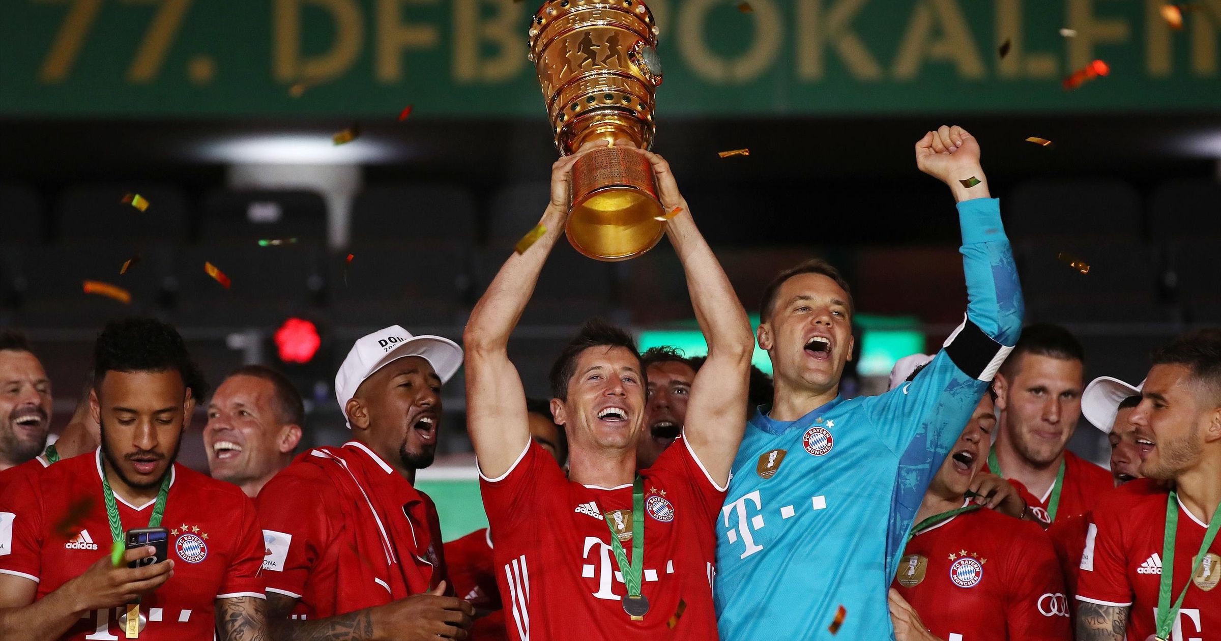 Treble-chasing Bayern Munich ease to DFB-Pokal glory as Robert ...