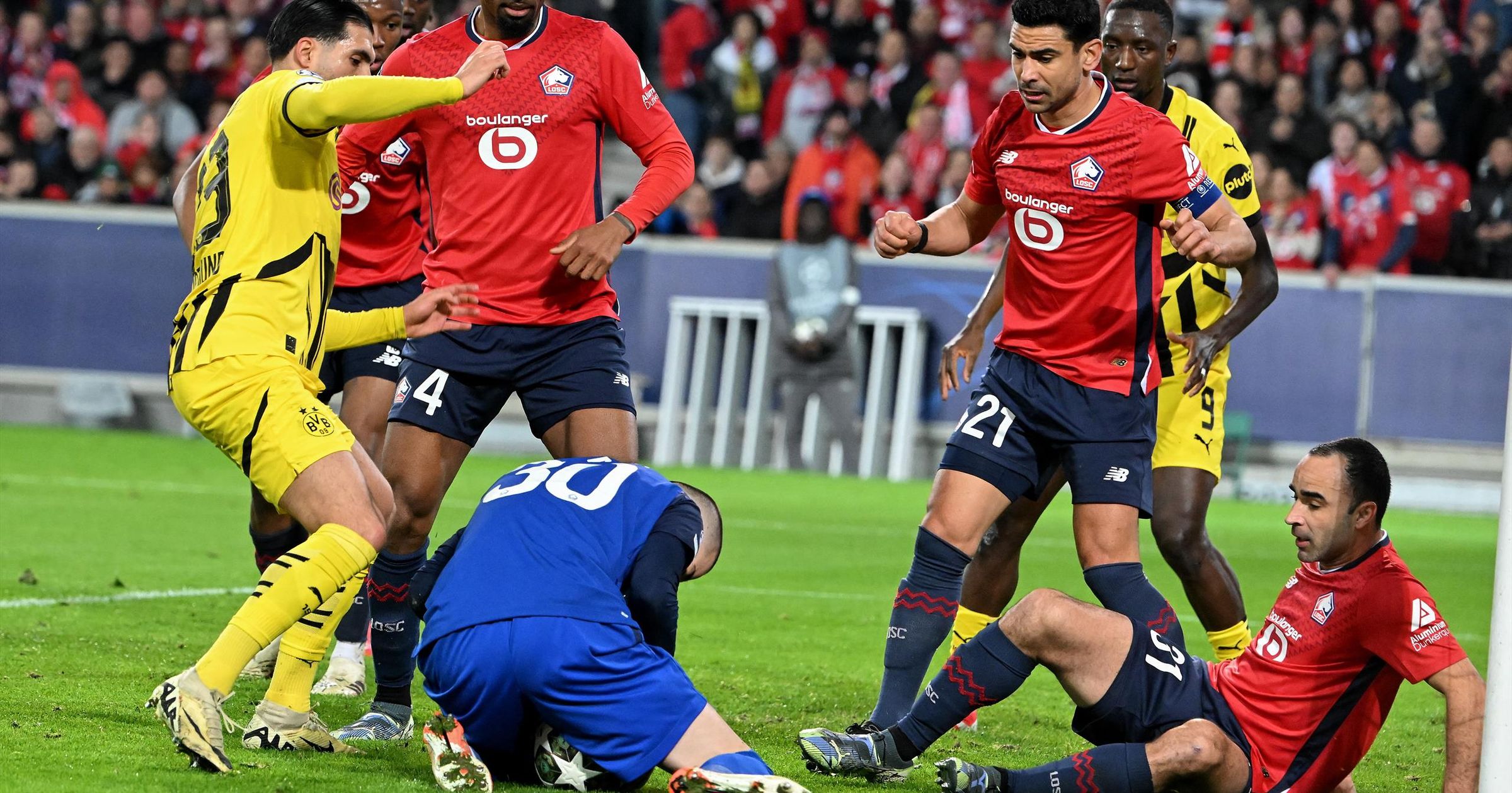 Lucas Chevalier makes ‘remarkable’ double save after crazy ‘scramble ...