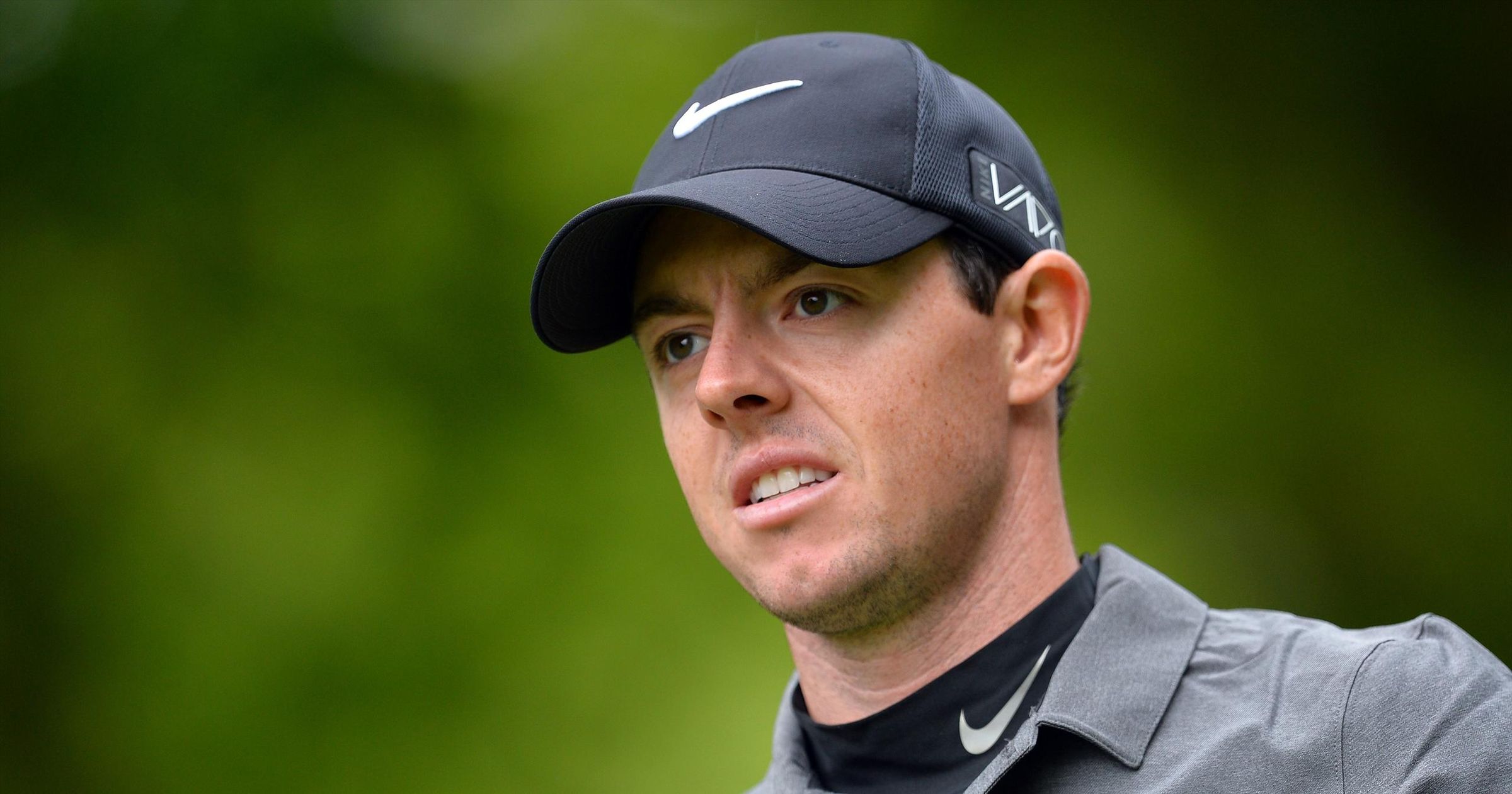 Rory McIlroy laid low by food poisoning - TNT Sports