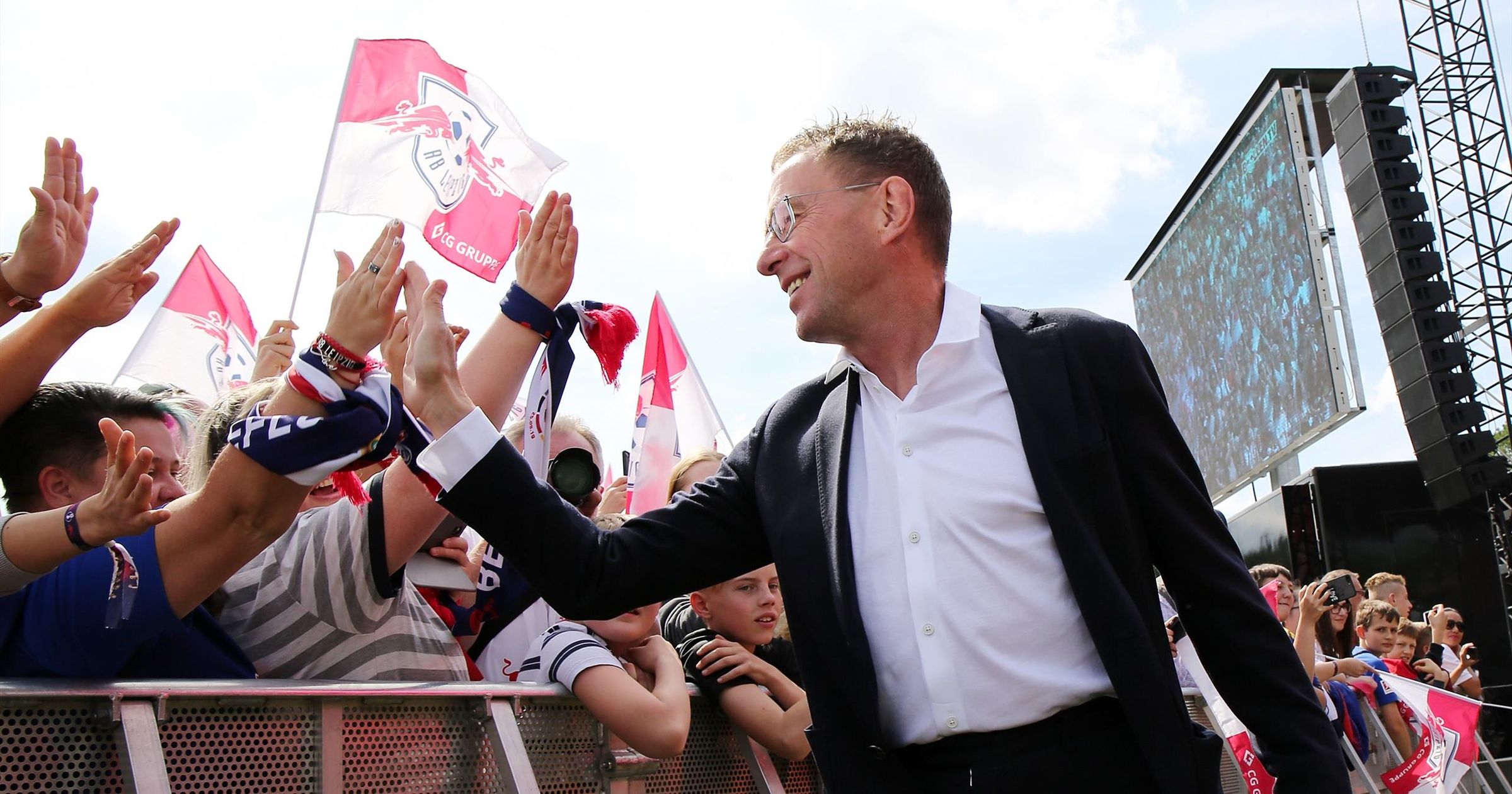 Wait, are Manchester United about to do something sensible and hire ...