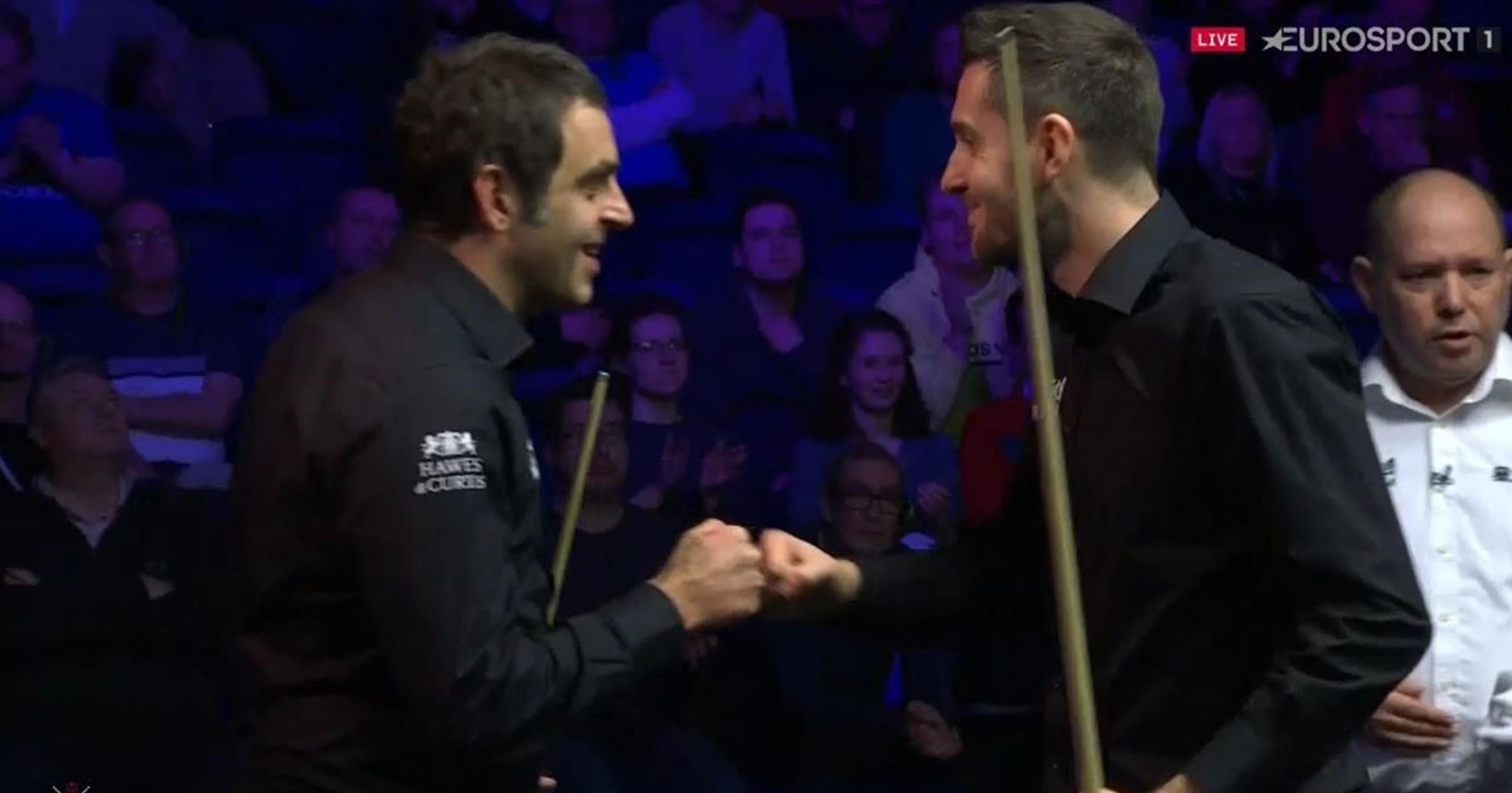 Ronnie O’Sullivan makes cheeky dig at Mark Selby while gushing over ...