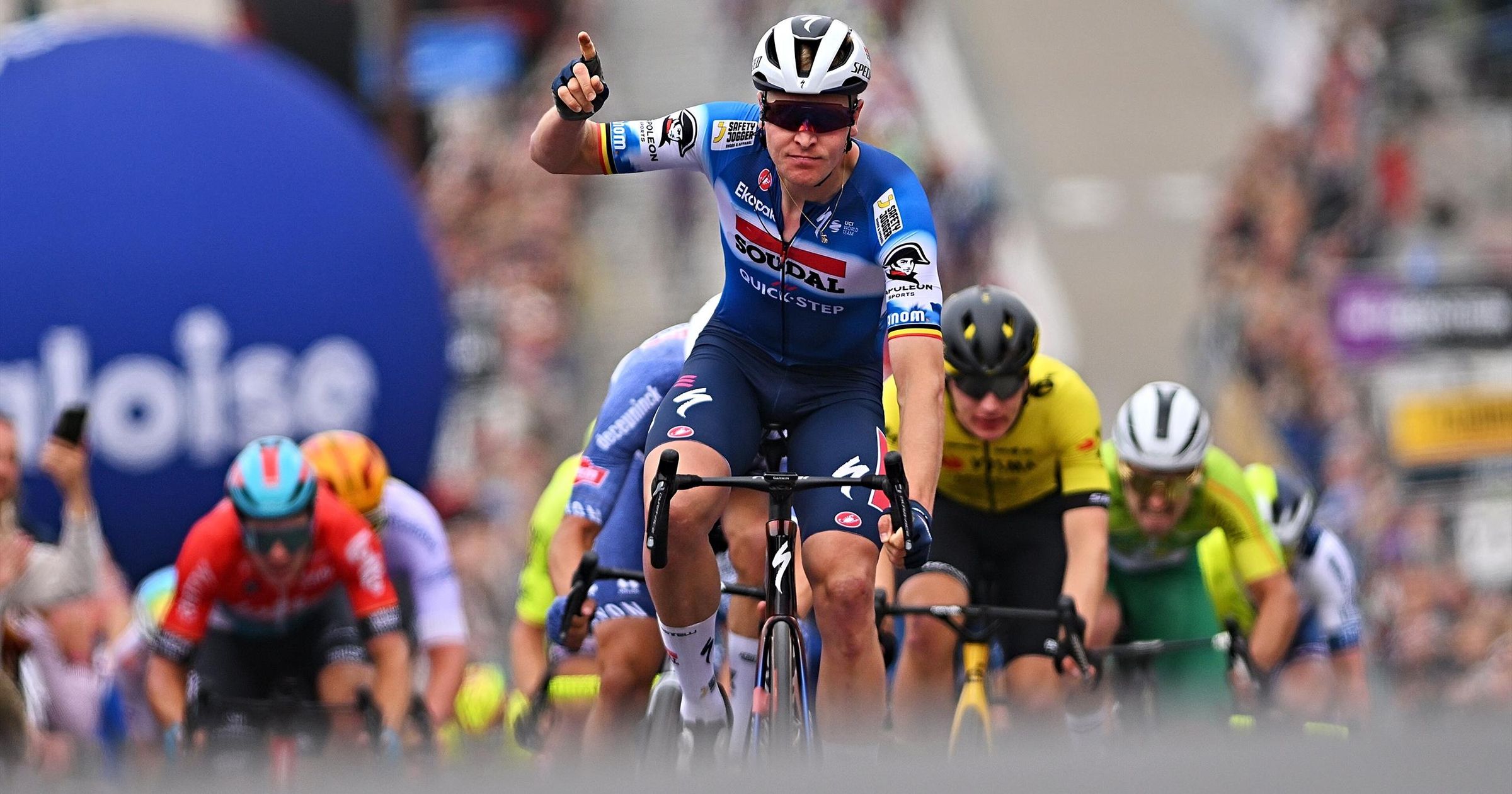 Tim Merlier ‘leaves everyone in his wake’ to claim Stage 2 win at ...