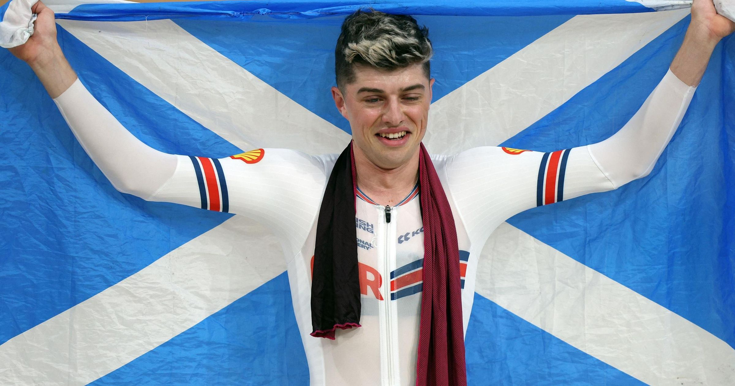 Finlay Graham wins men's C3 road race at Para-Cycling World ...