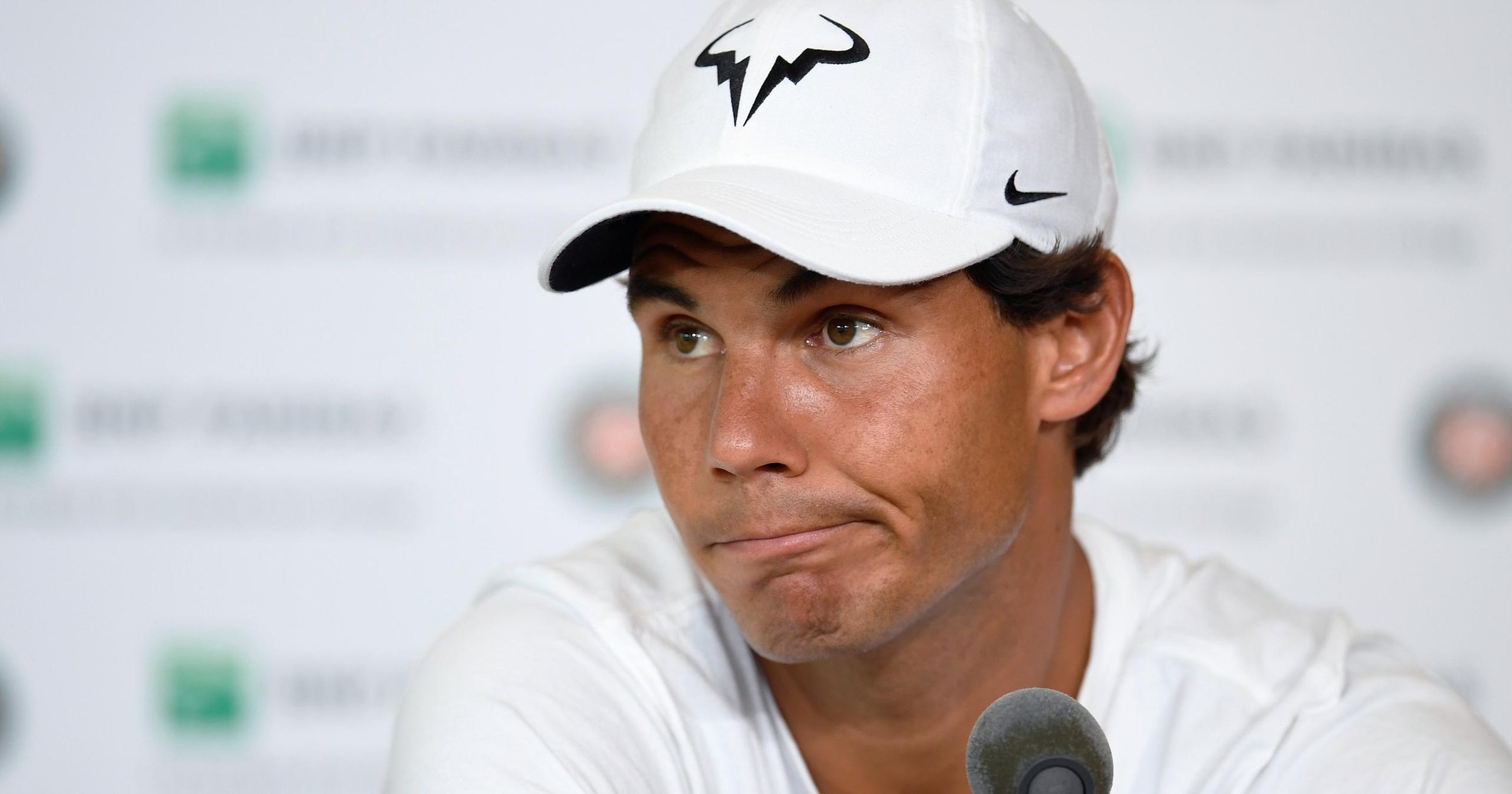 Rafa Nadal withdraws from French Open with wrist injury - TNT Sports