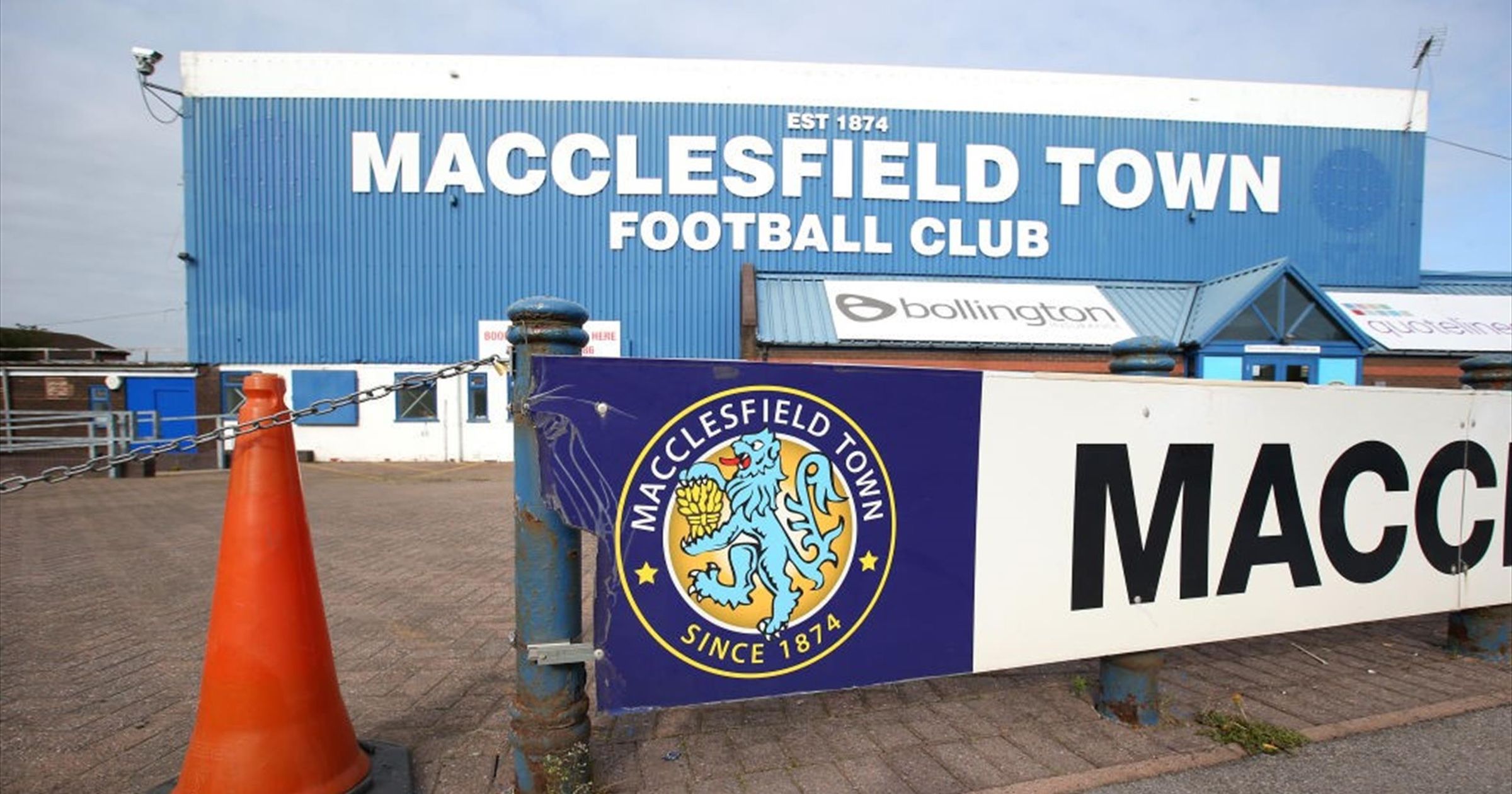 Macclesfield Town relaunching with Robbie Savage as Head of Football ...