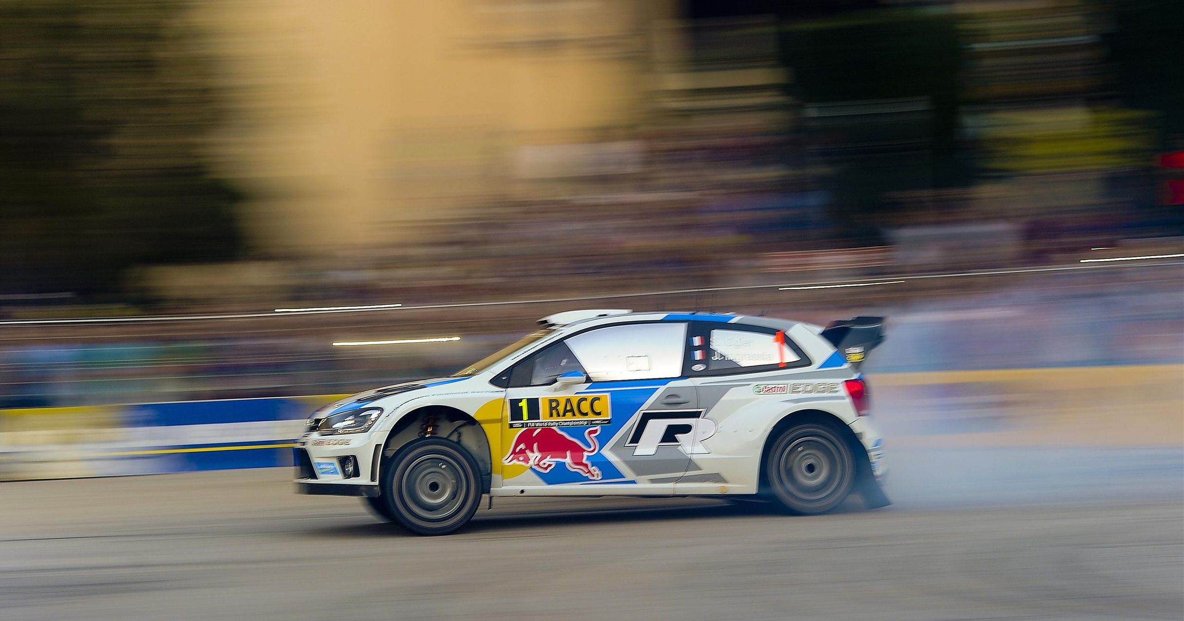 Ogier leads as rivals struggle in dust - TNT Sports
