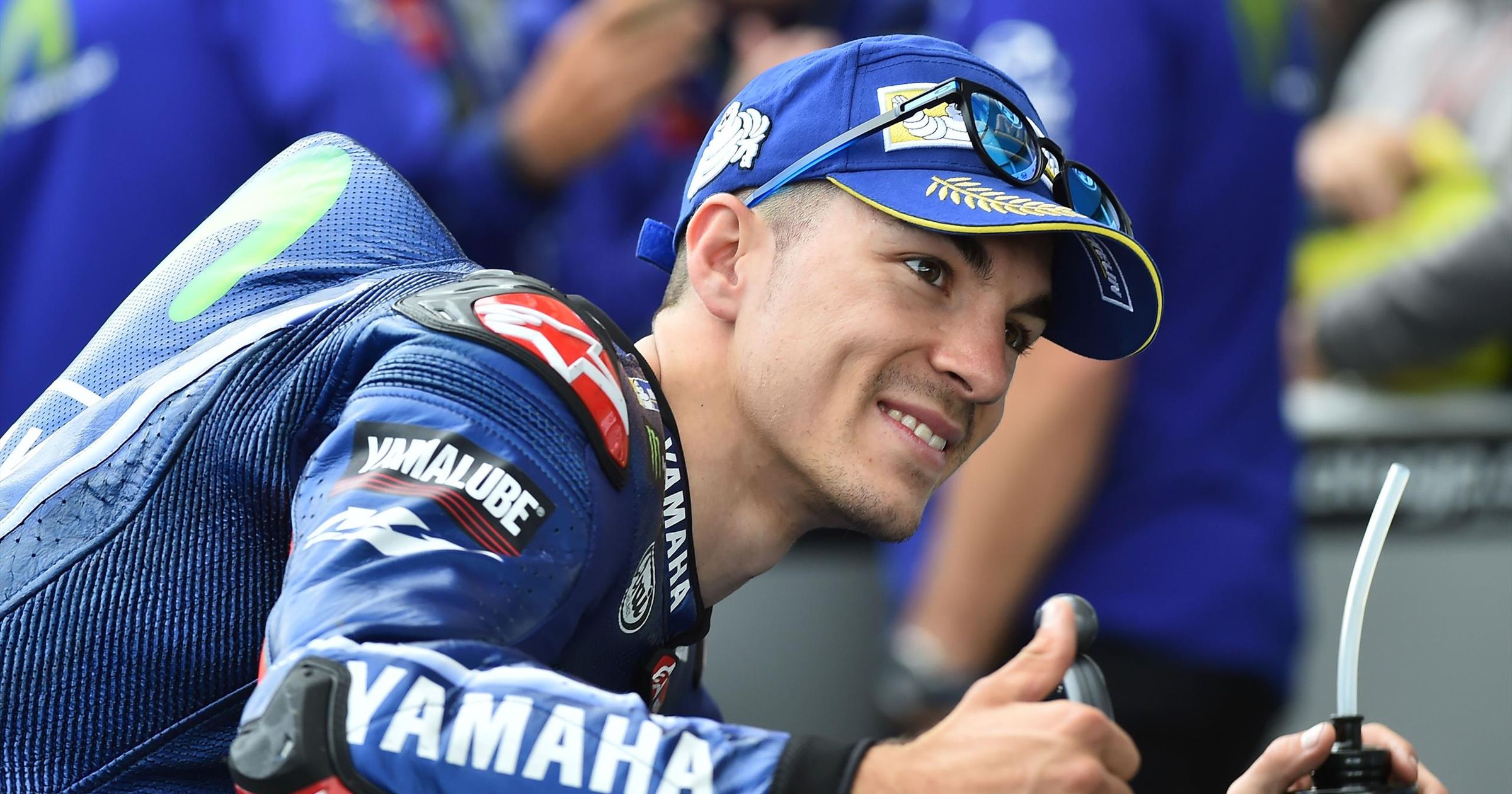 Maverick Vinales on pole in all-Yamaha front row in France - TNT Sports