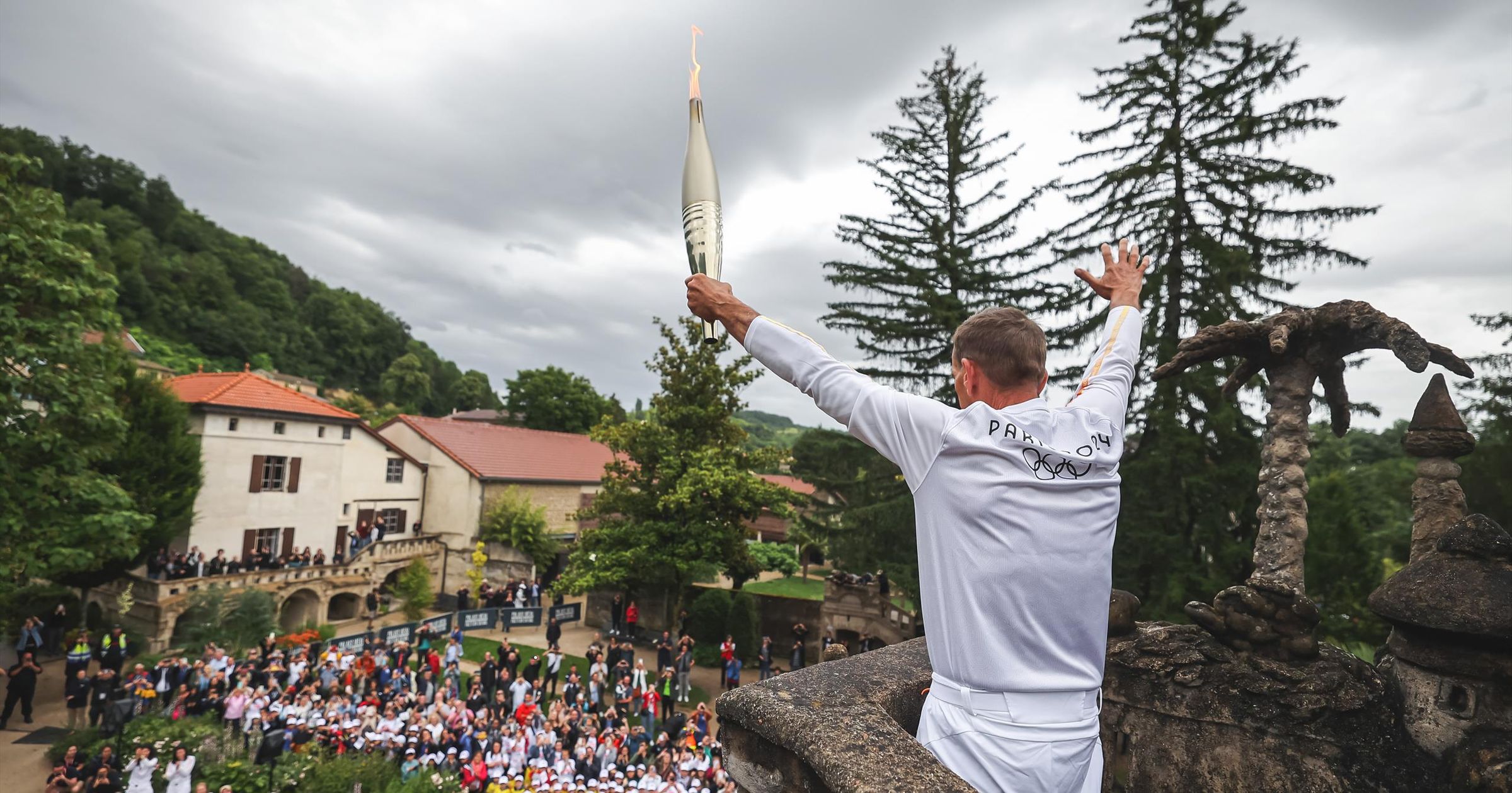 Watch Torch Relay - Day 36 - Olympics video - TNT Sports