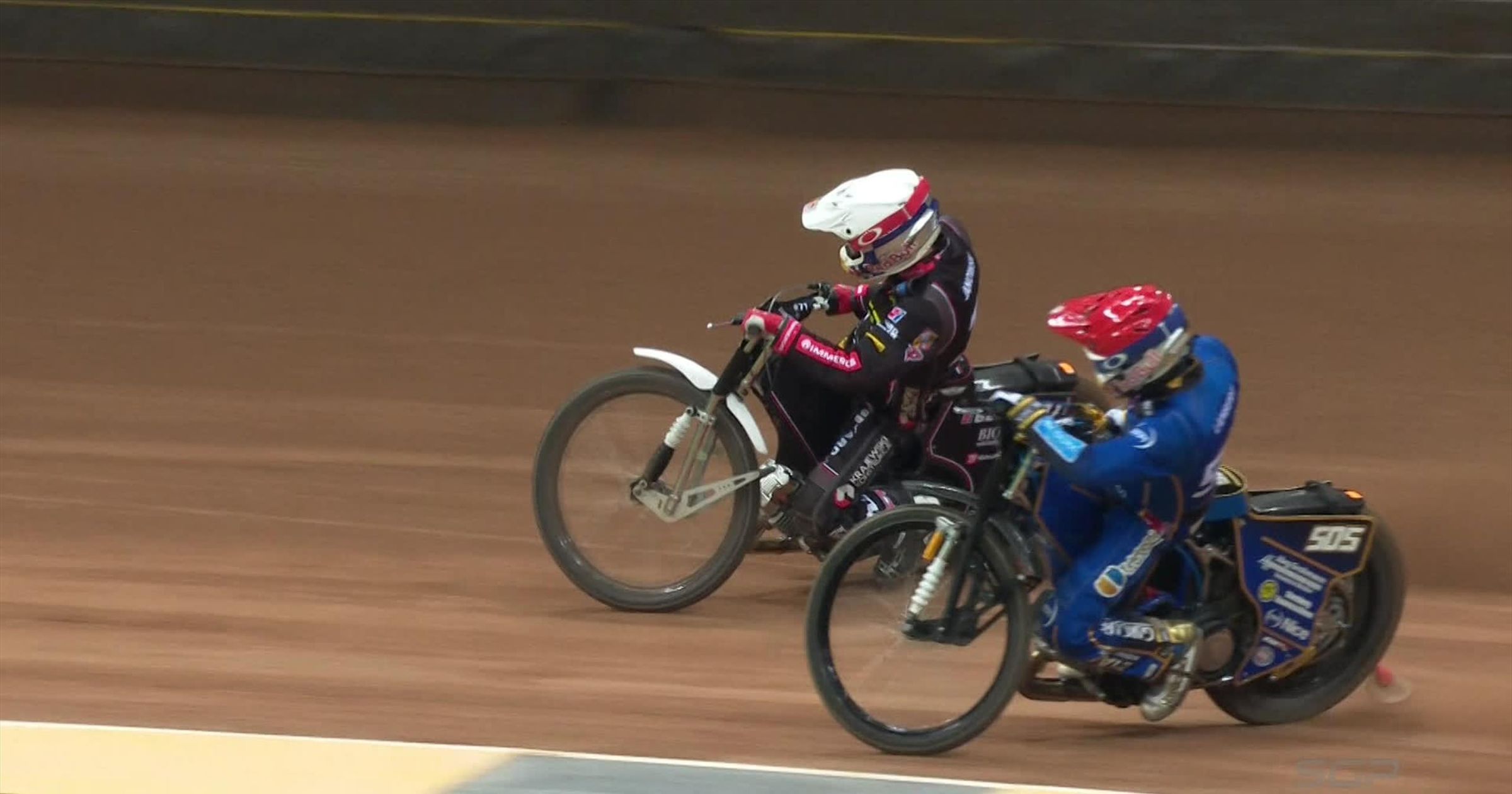 'What a reception' - Janowski wows home crowd with stunning heat win in ...