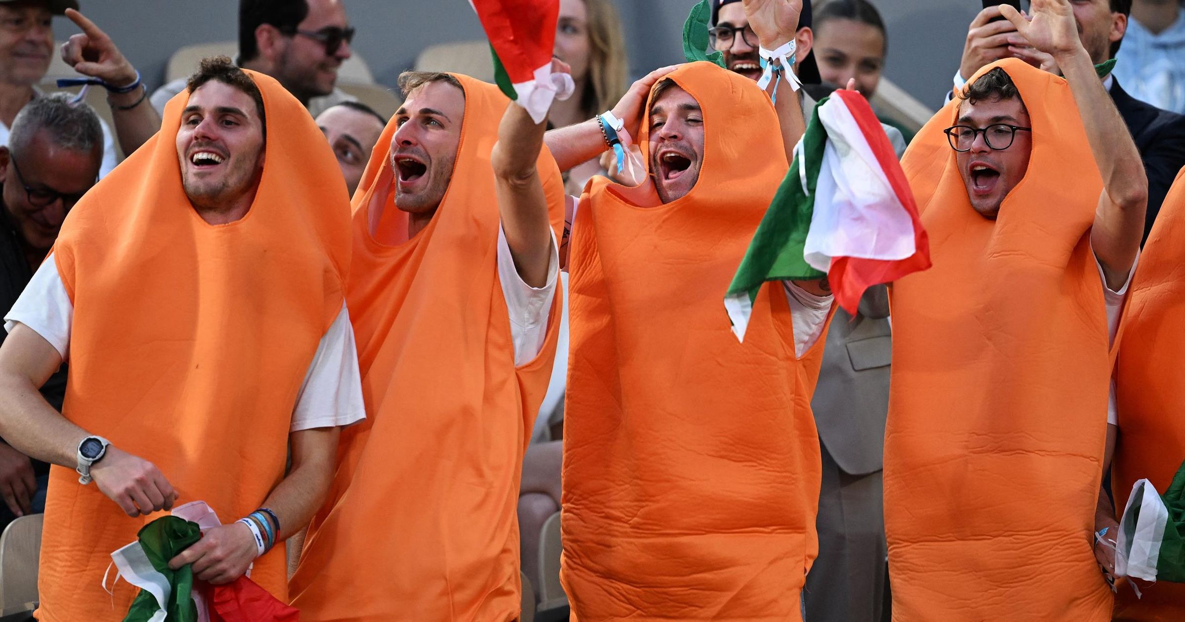 Jannik Sinner's carrot fans: Who are they? Why are they dressed as ...