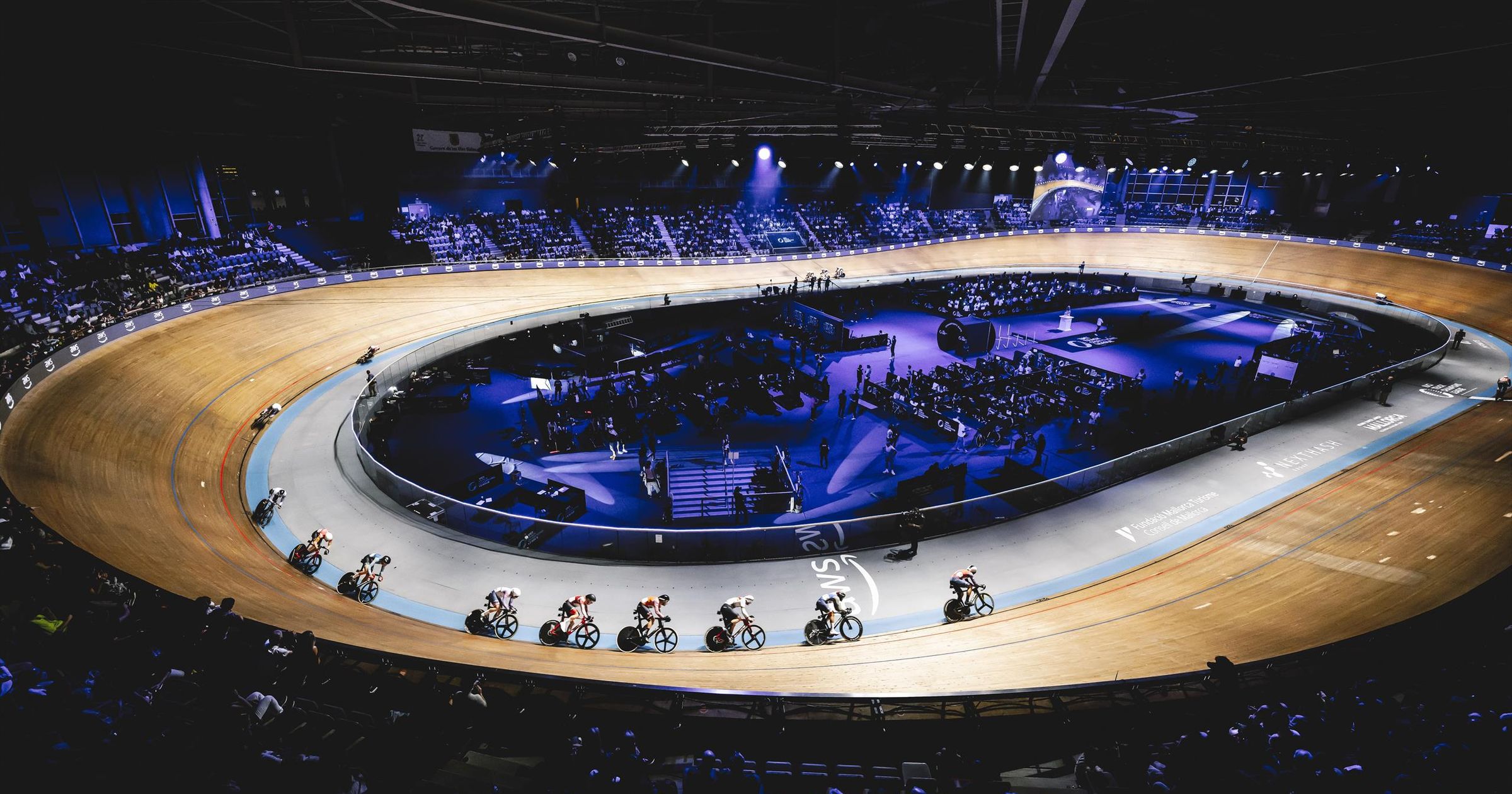 UCI Track Champions League: The evolution and precision of track cycling's timekeeping - TNT Sports