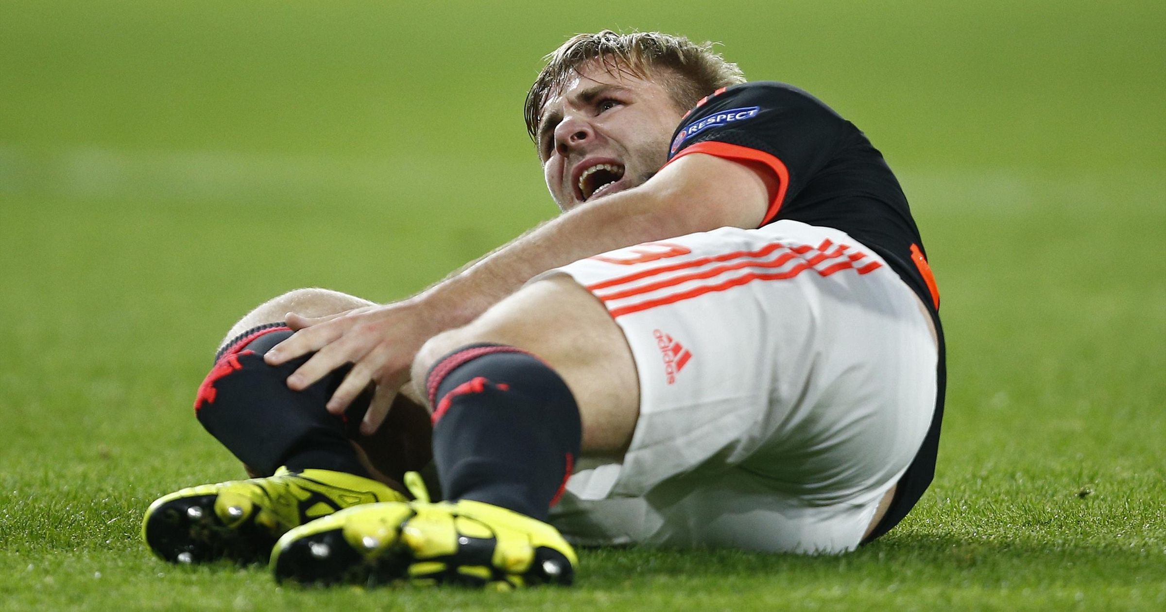 David Busst backs Manchester United's Luke Shaw to overcome broken leg ...