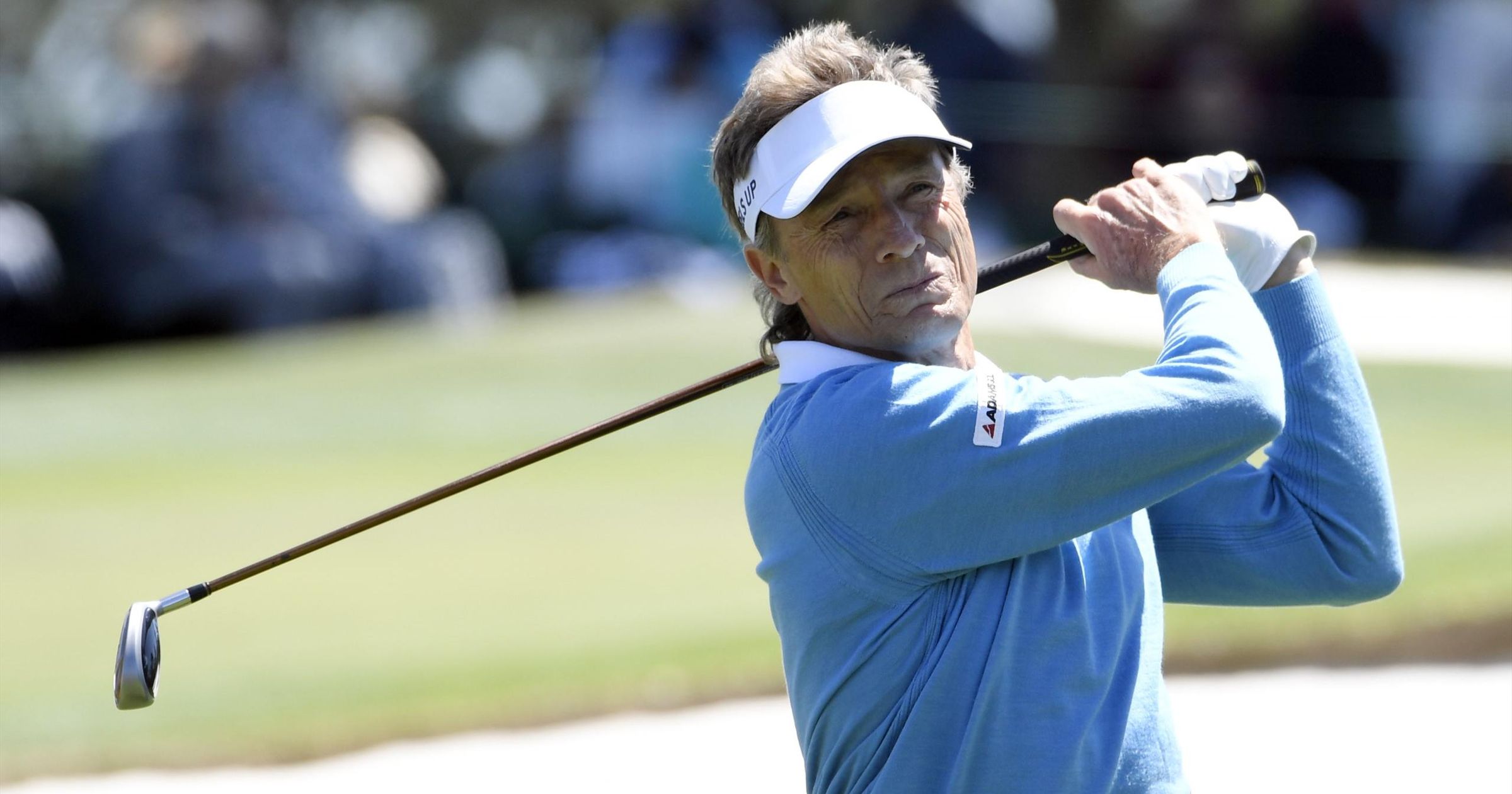 Langer turns back the clock at Masters - TNT Sports