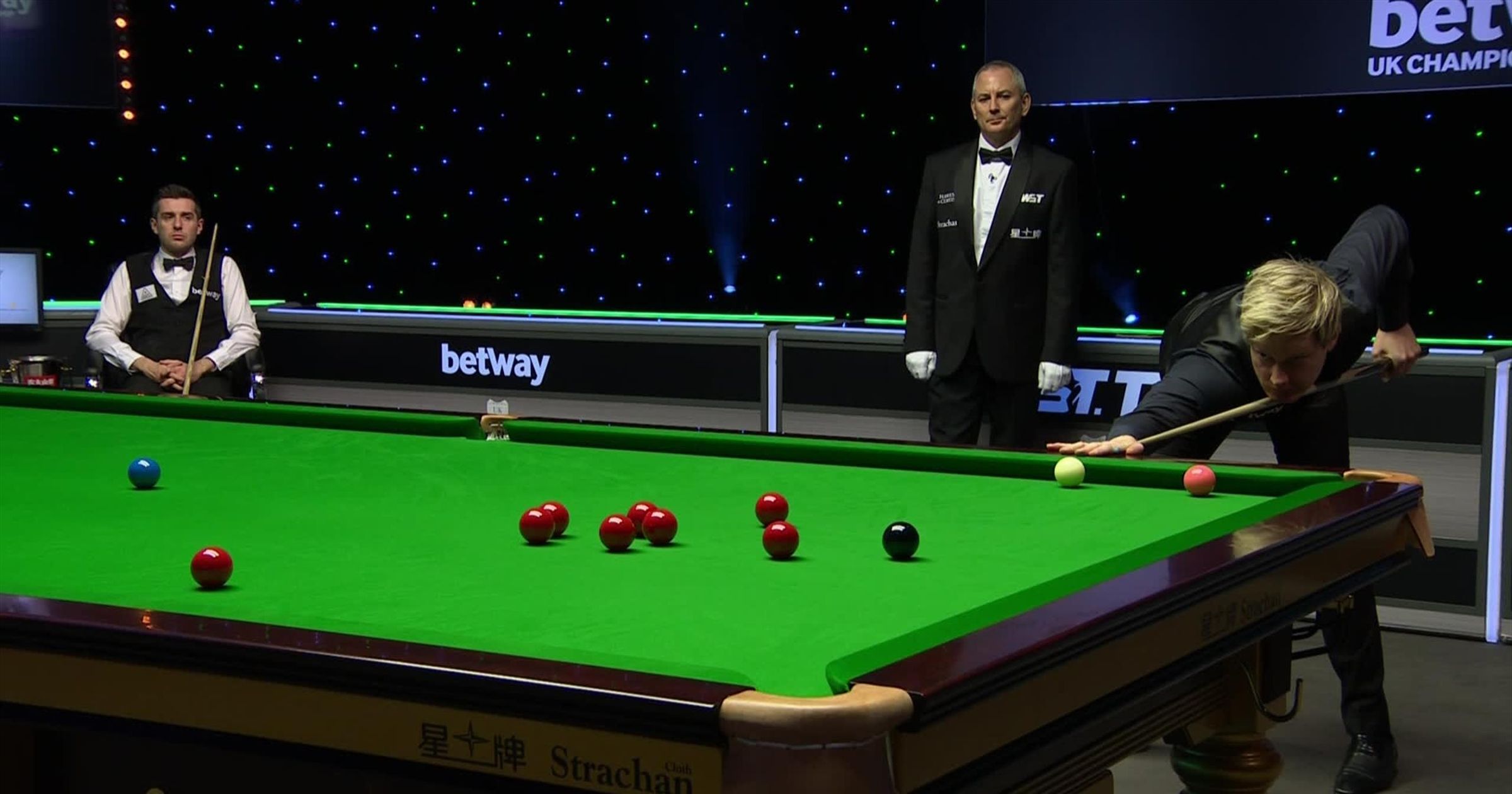 UK Championship snooker 2020 - Watch in full as Neil Robertson compiles ...