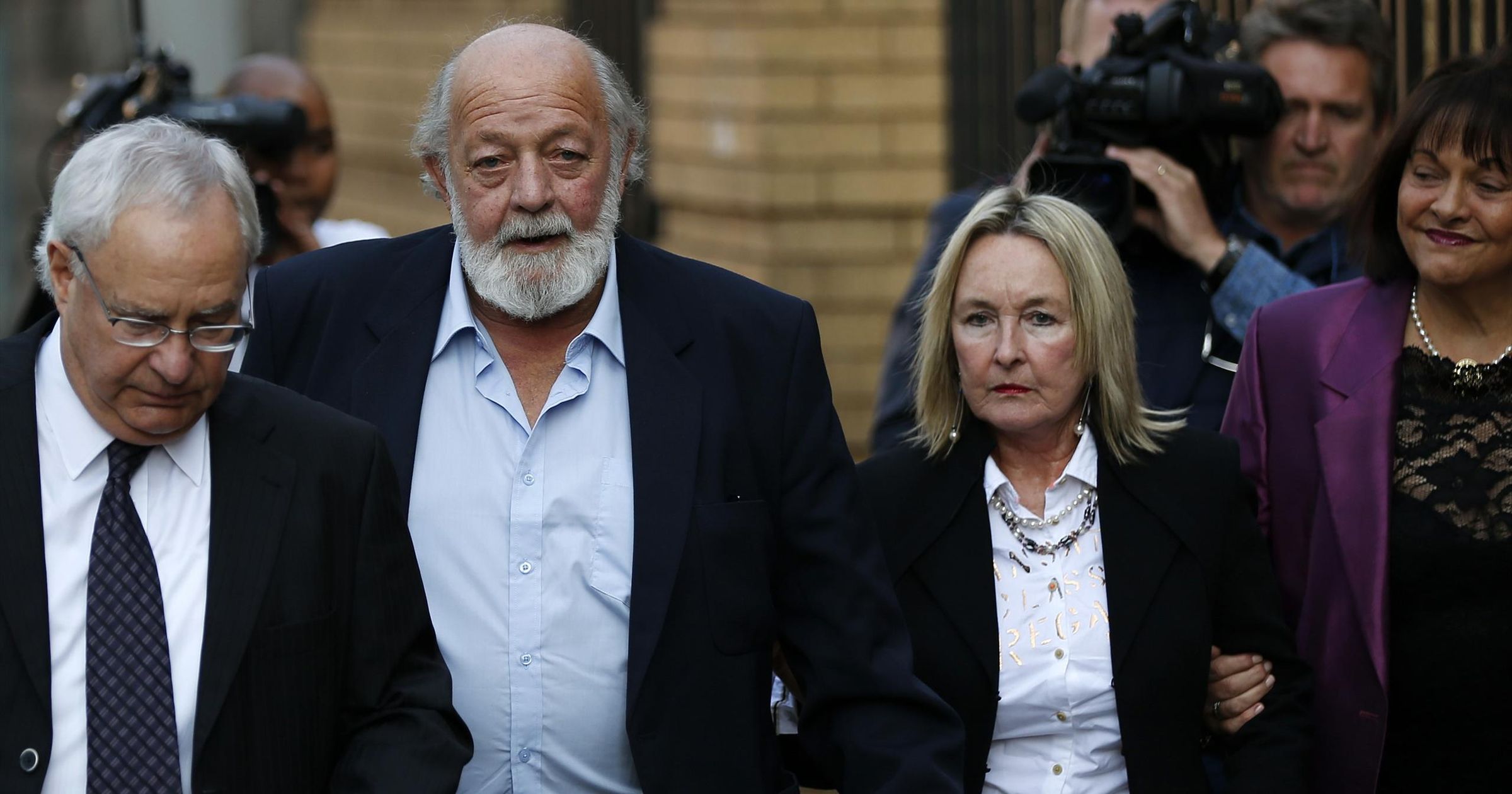 Steenkamp's father "relieved" after Pistorius found guilty of murder ...