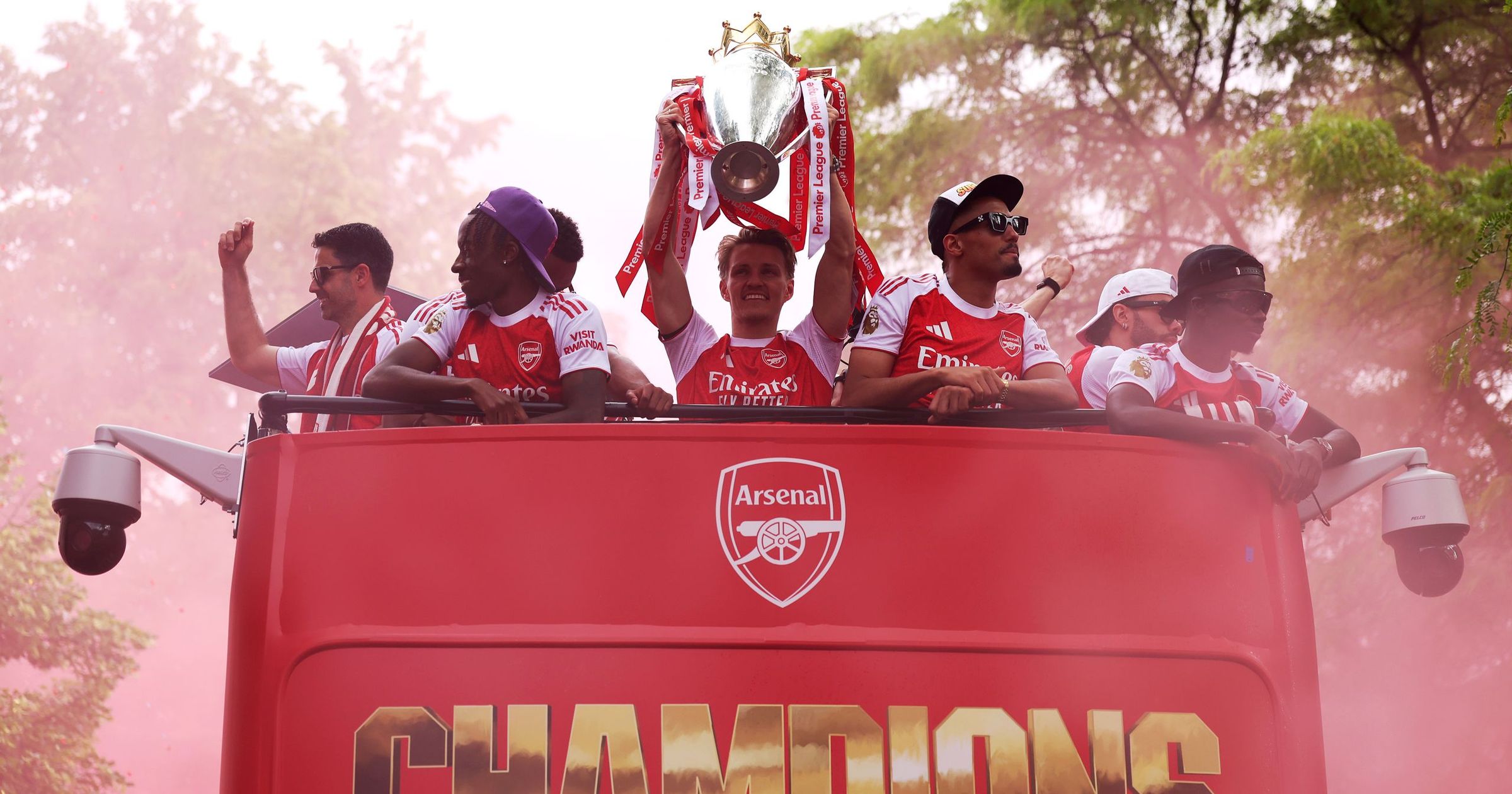 Arsenal parade: Gunners celebrate Premier League triumph after UEFA ...