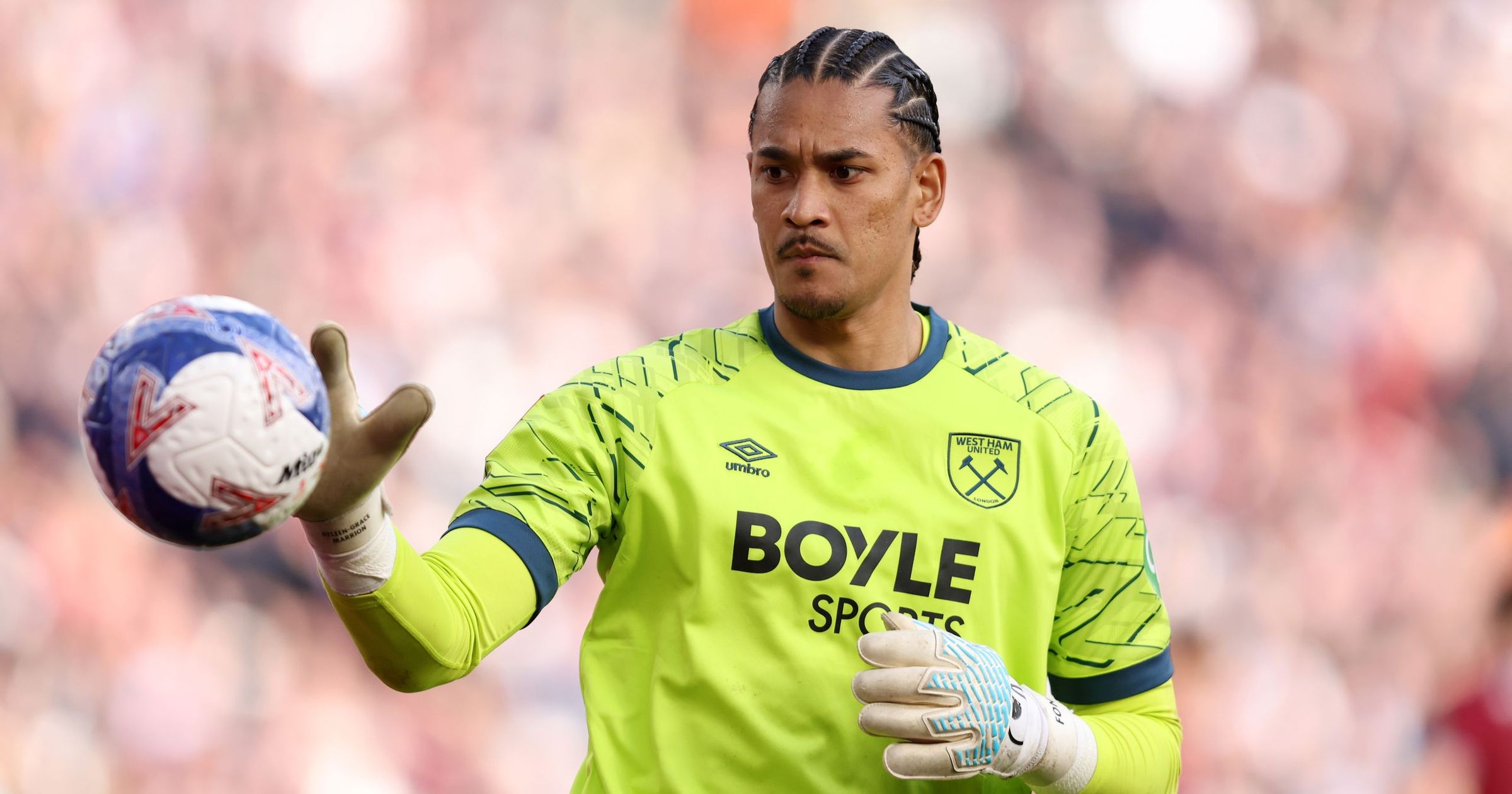 Emirates FA Cup: Watch Alphonse Areola's 'outstanding early save' to ...