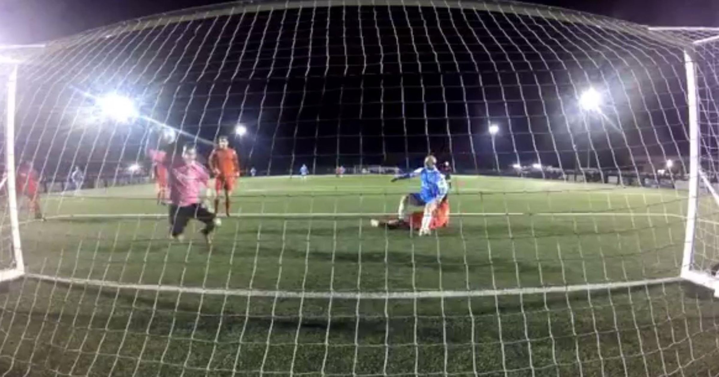 WATCH: Part-time scaffolder Peter Jeffries stages astonishing save ...