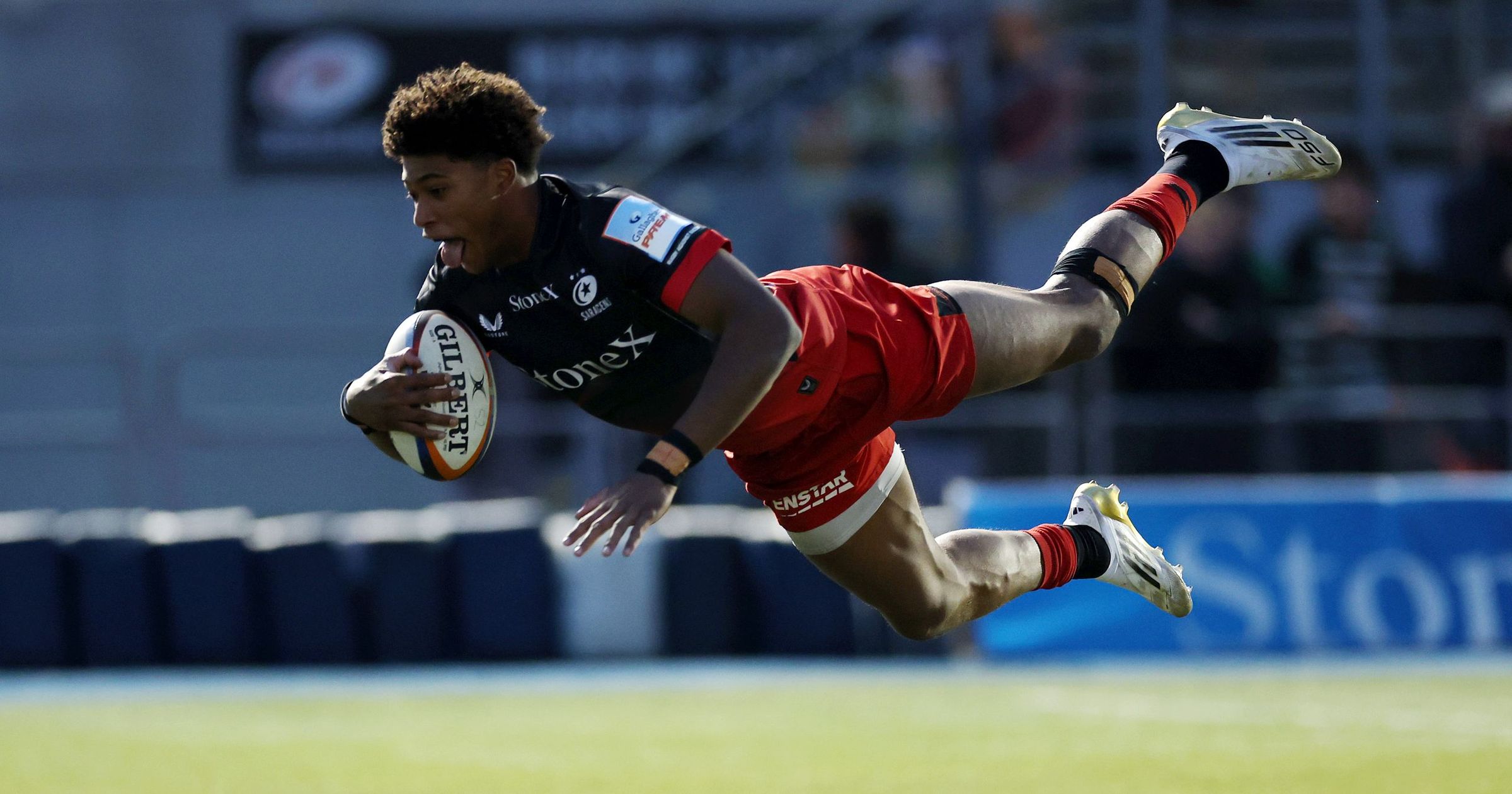 'Get him in the England squad!' - 'Superstar in the making' Noah ...