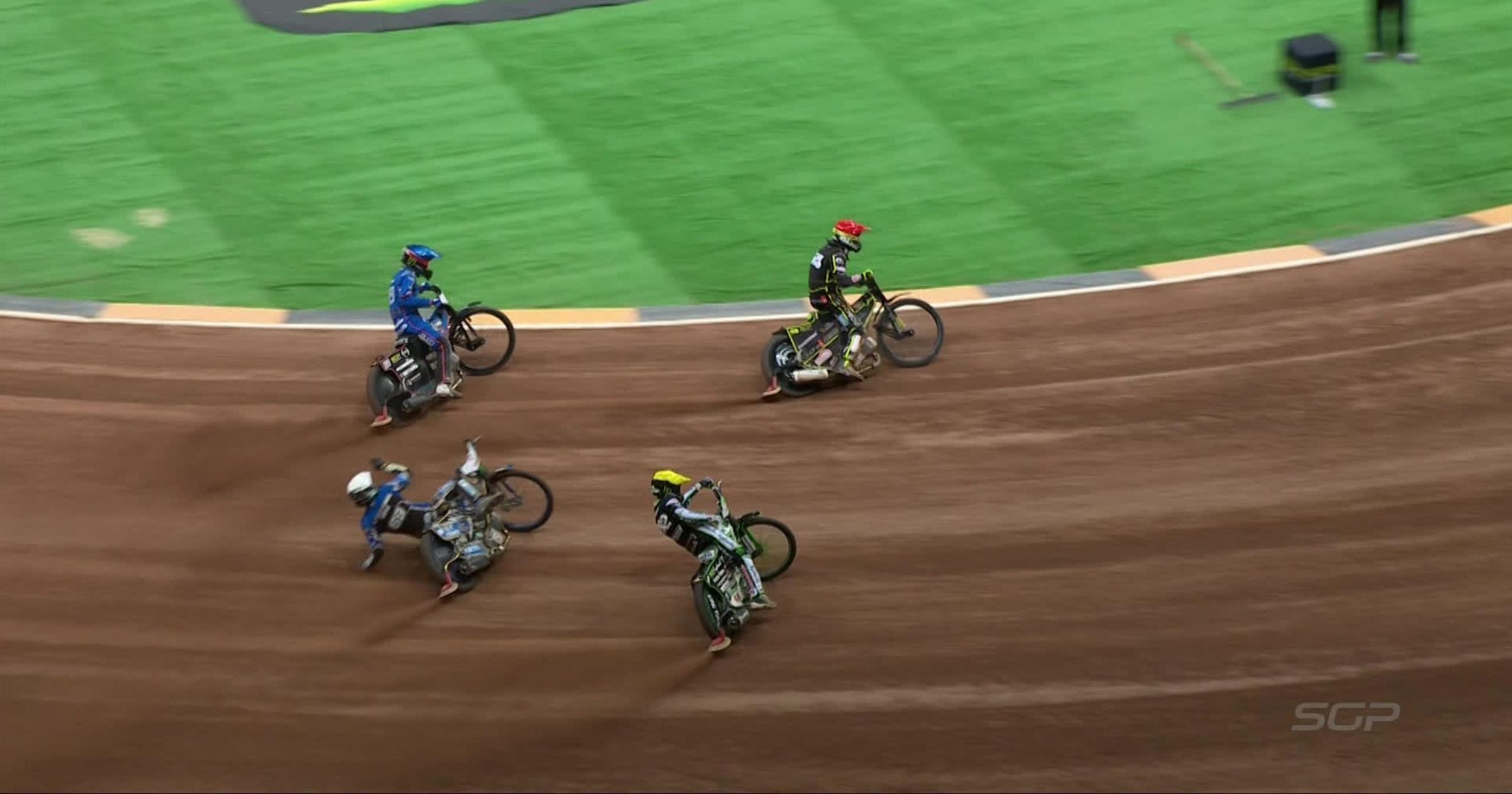 'Very strange one' - Jason Doyle excluded after taking hands off ...