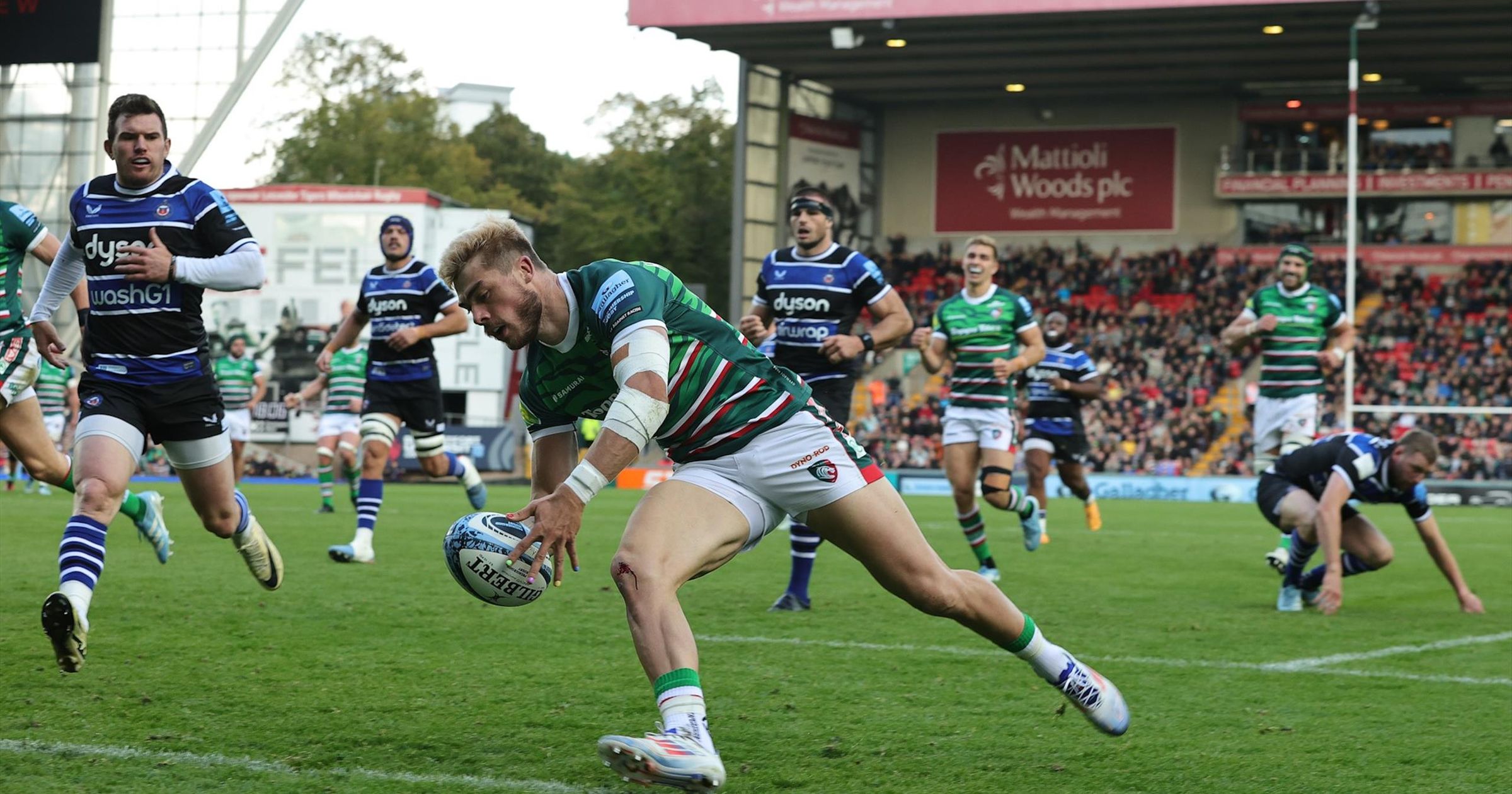 ‘Leicester score… or do they?’ – Watch as Ollie Hassell-Collins DROPS ...