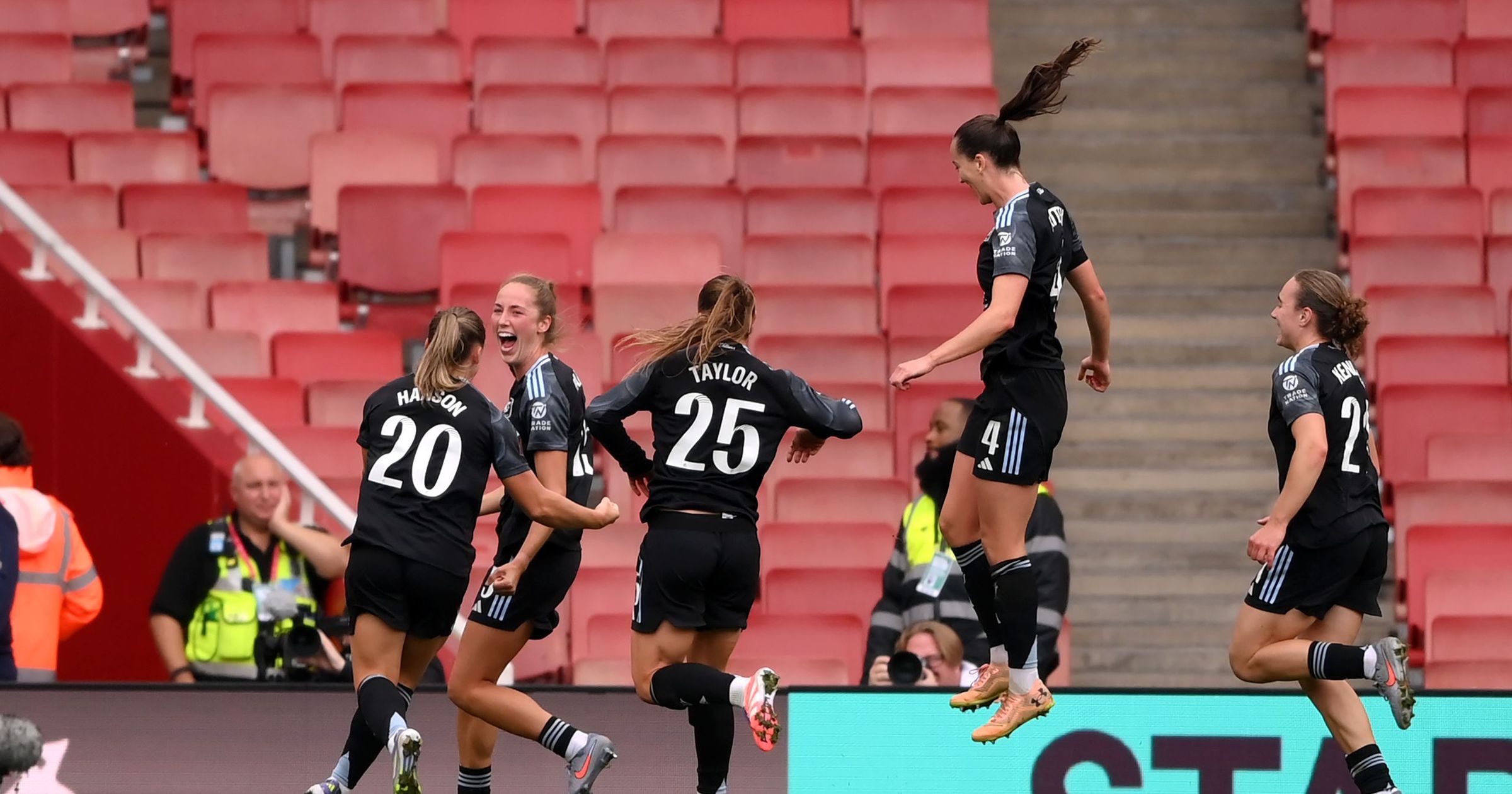 Arsenal Women 1-1 Aston Villa Women: Lucy Parker hits 94th-minute ...