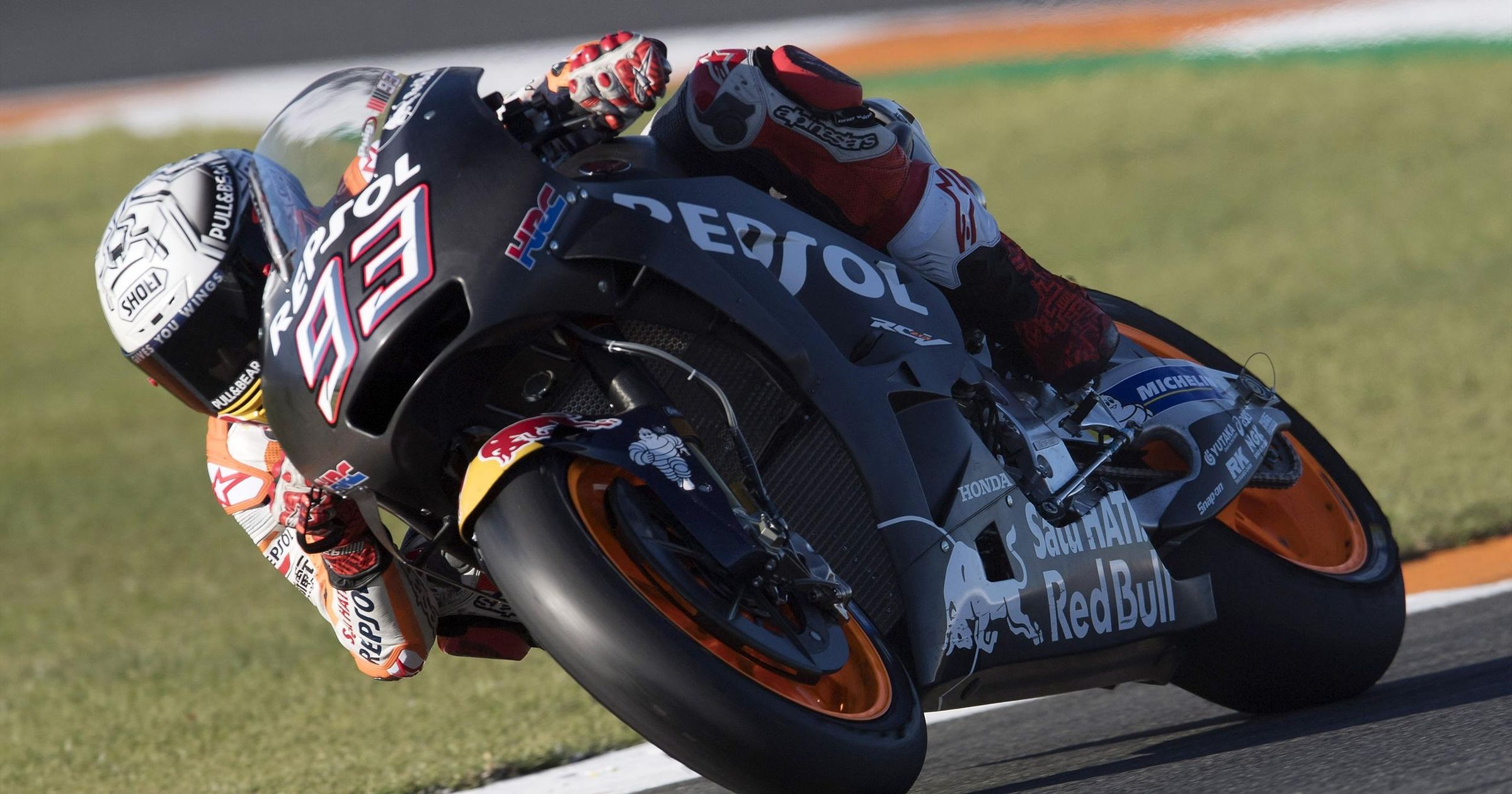 Honda reveals 2018 MotoGP colour scheme - TNT Sports
