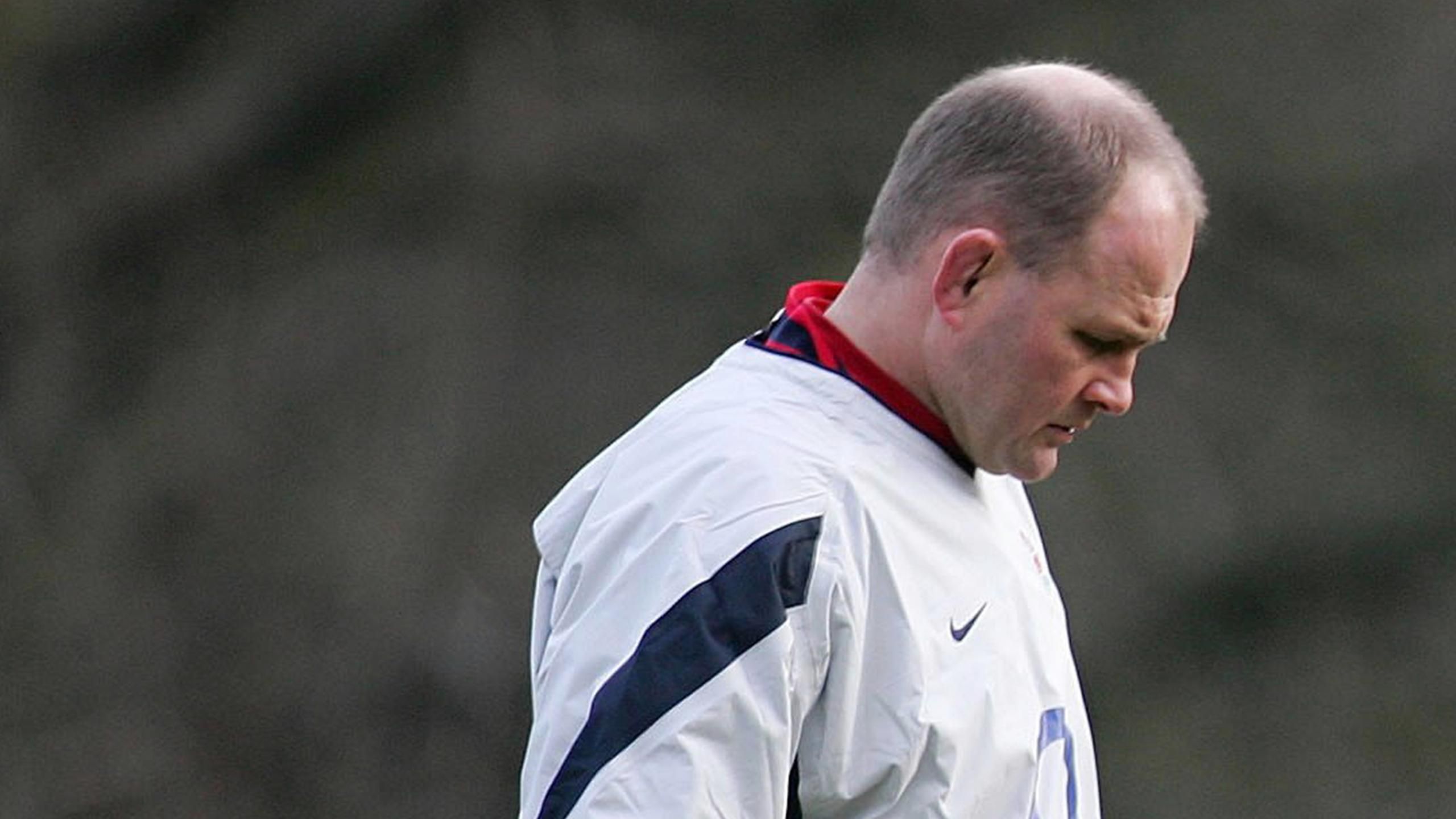 Robinson stands down - TNT Sports