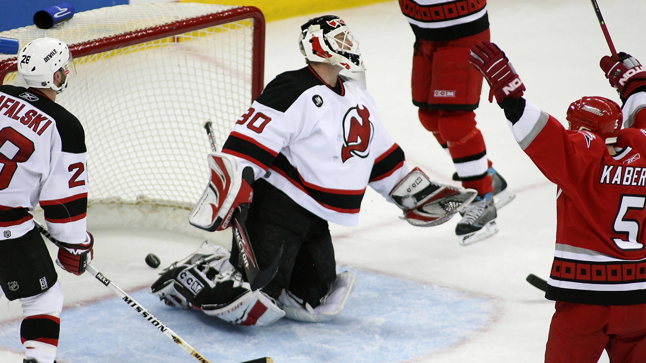 Storming Hurricanes - TNT Sports