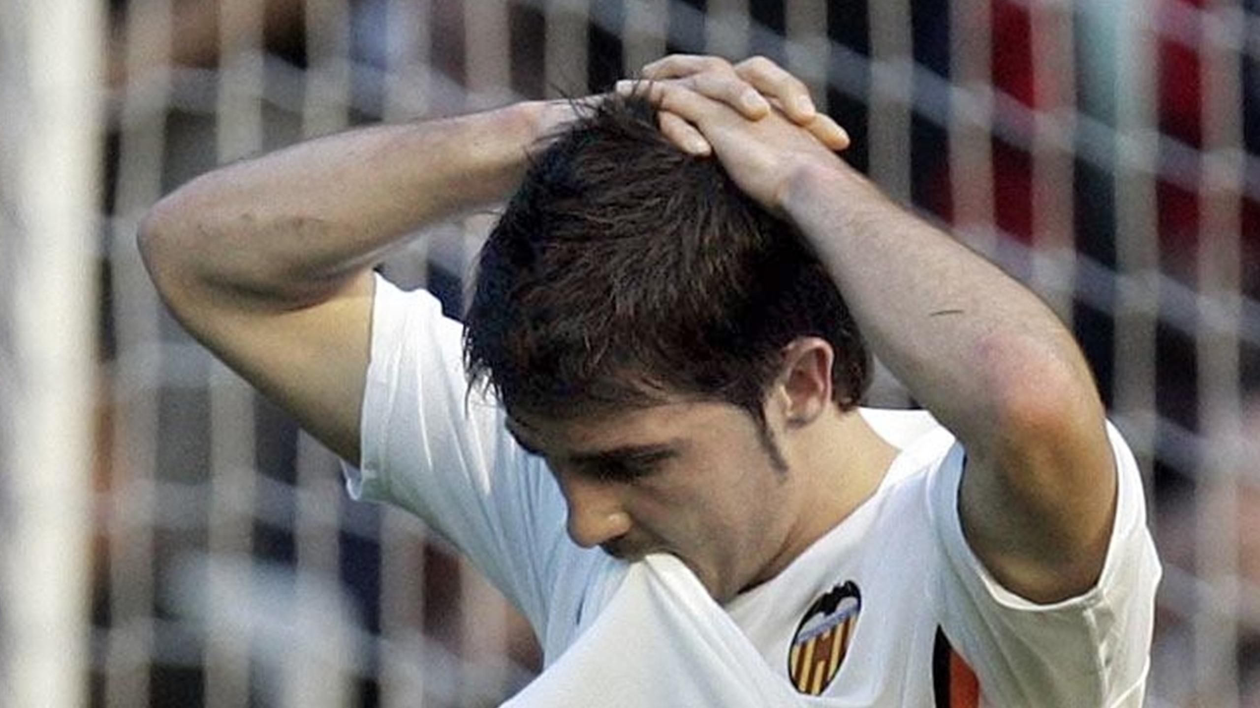 Valencia crash to Racing - TNT Sports